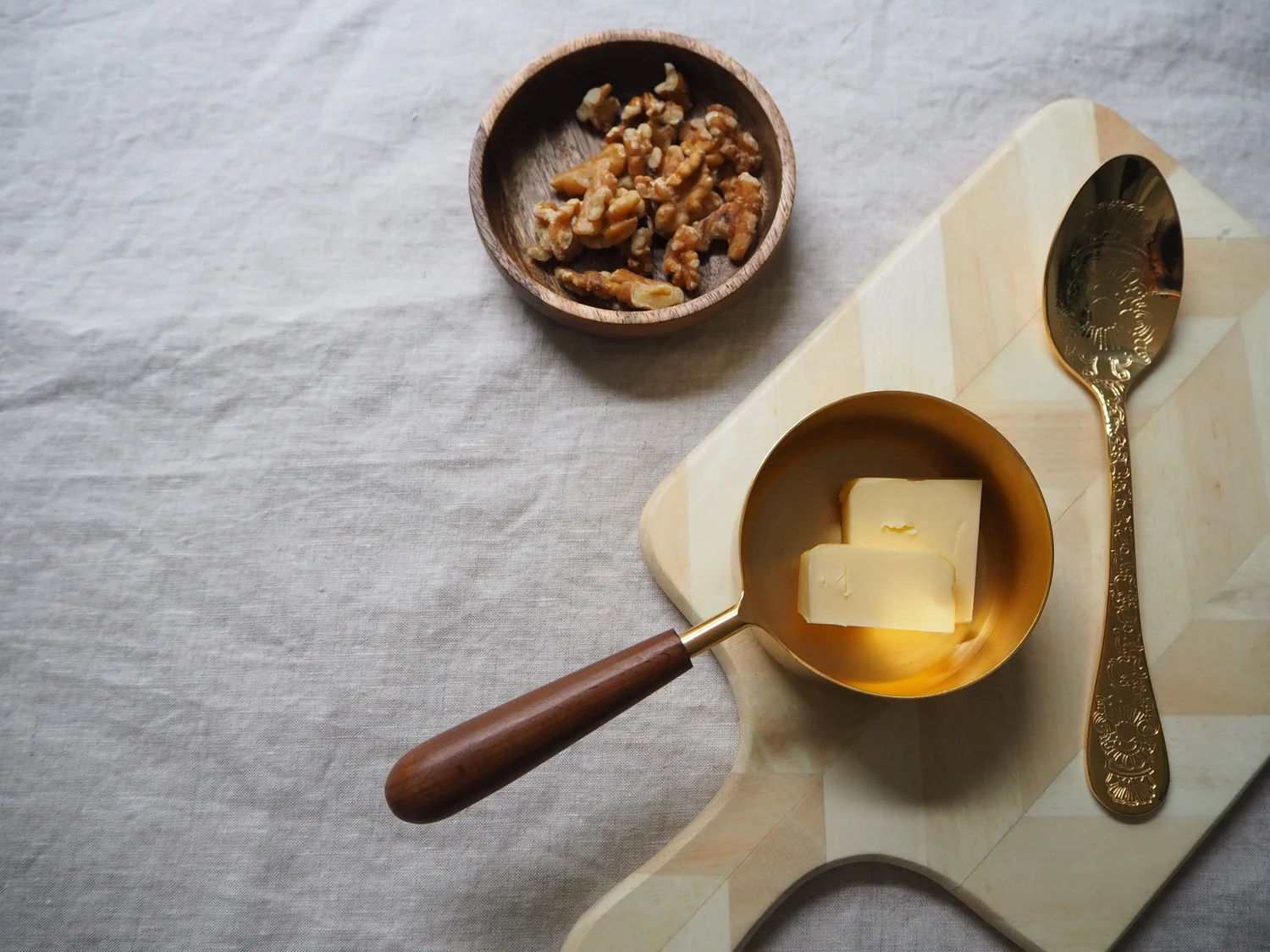 Cinnamon & Walnut Whirls – The Perfect Recipe for a Winter Afternoon of ...
