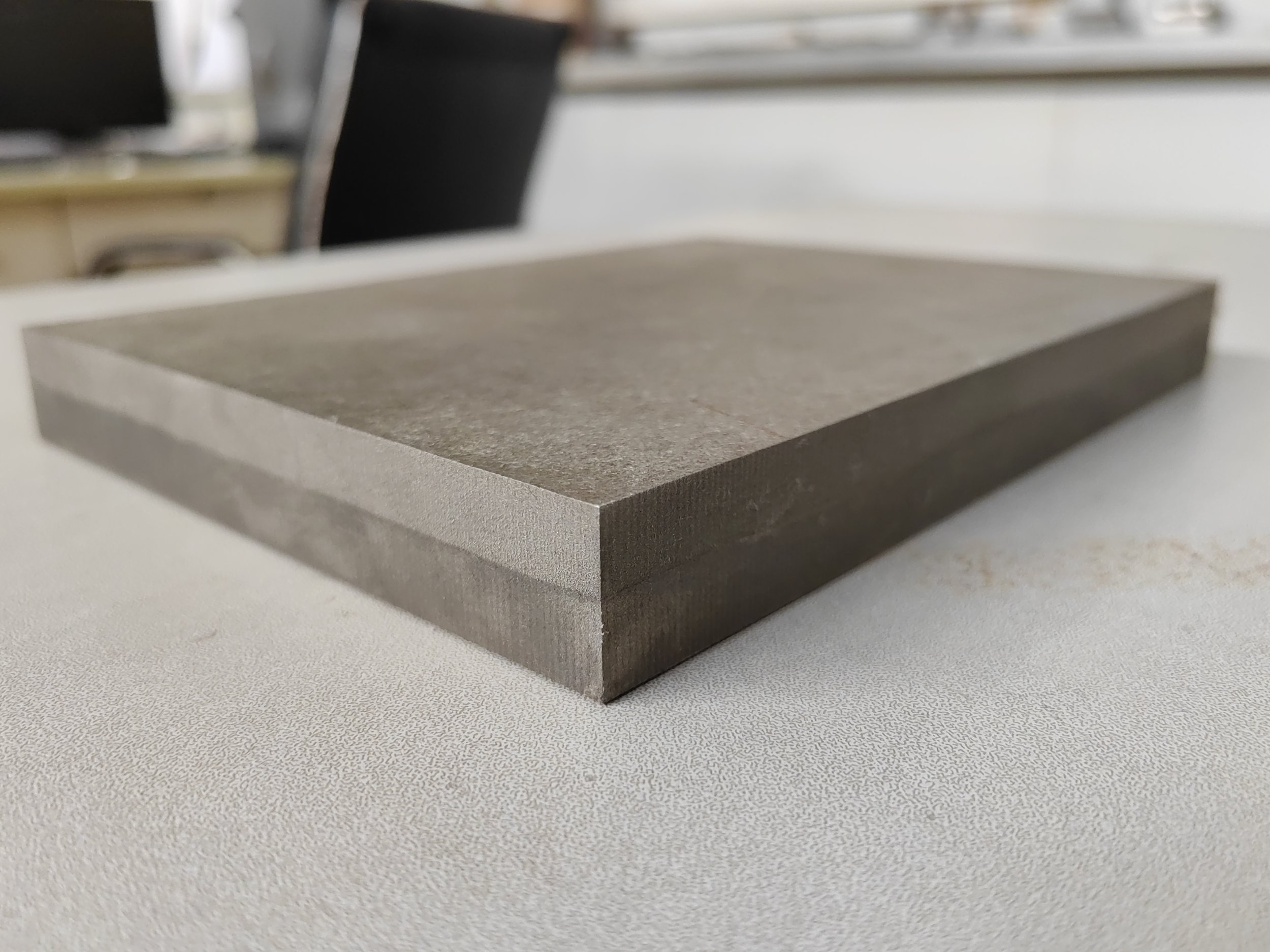 FuseTech International | Chromium Carbonide Overlay Plate Manufacturer