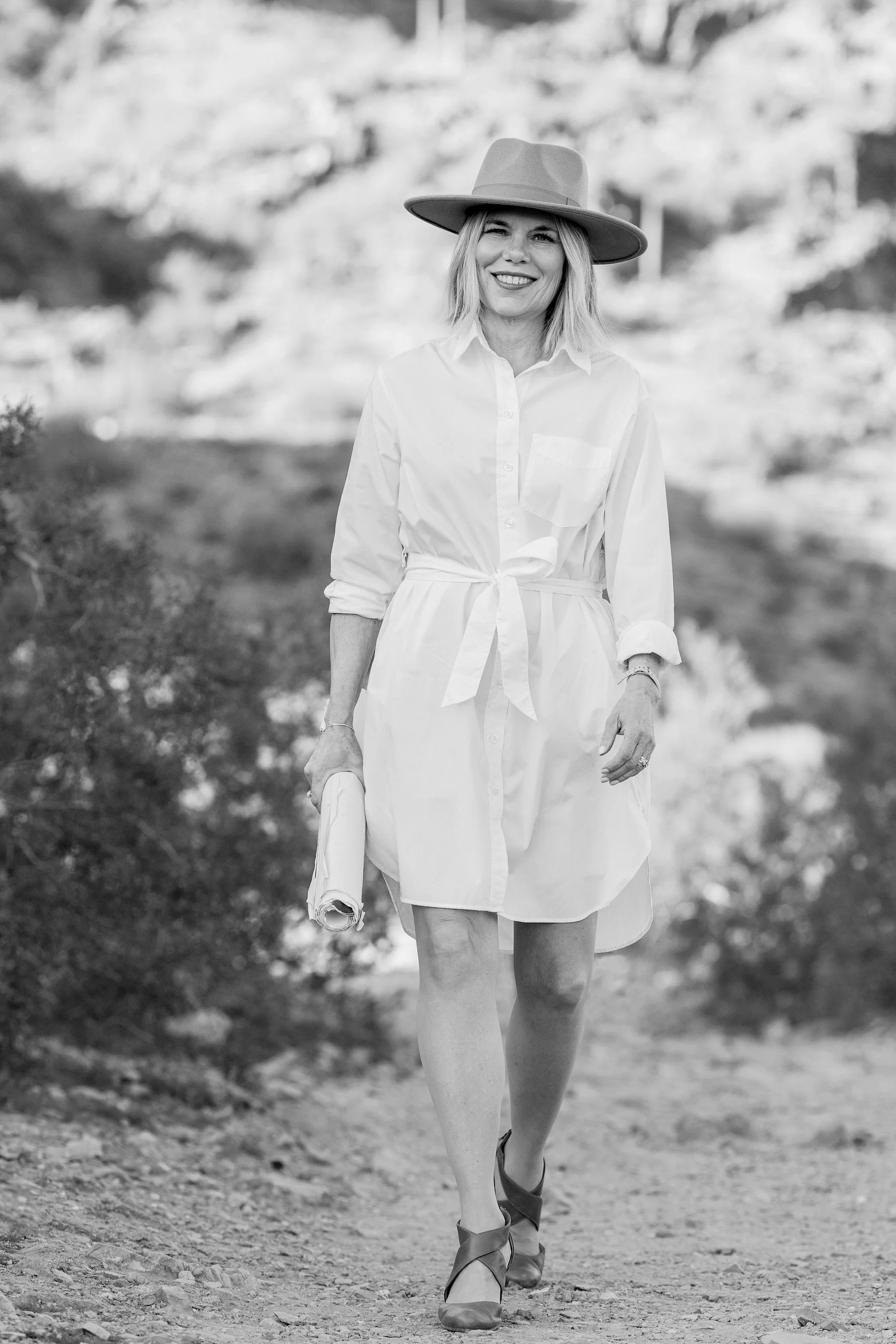 LAUNDRY ROOM DESIGN - HOW TO MAKE A TOP LOAD WASHER AND DRYER LOOK GOOD ...