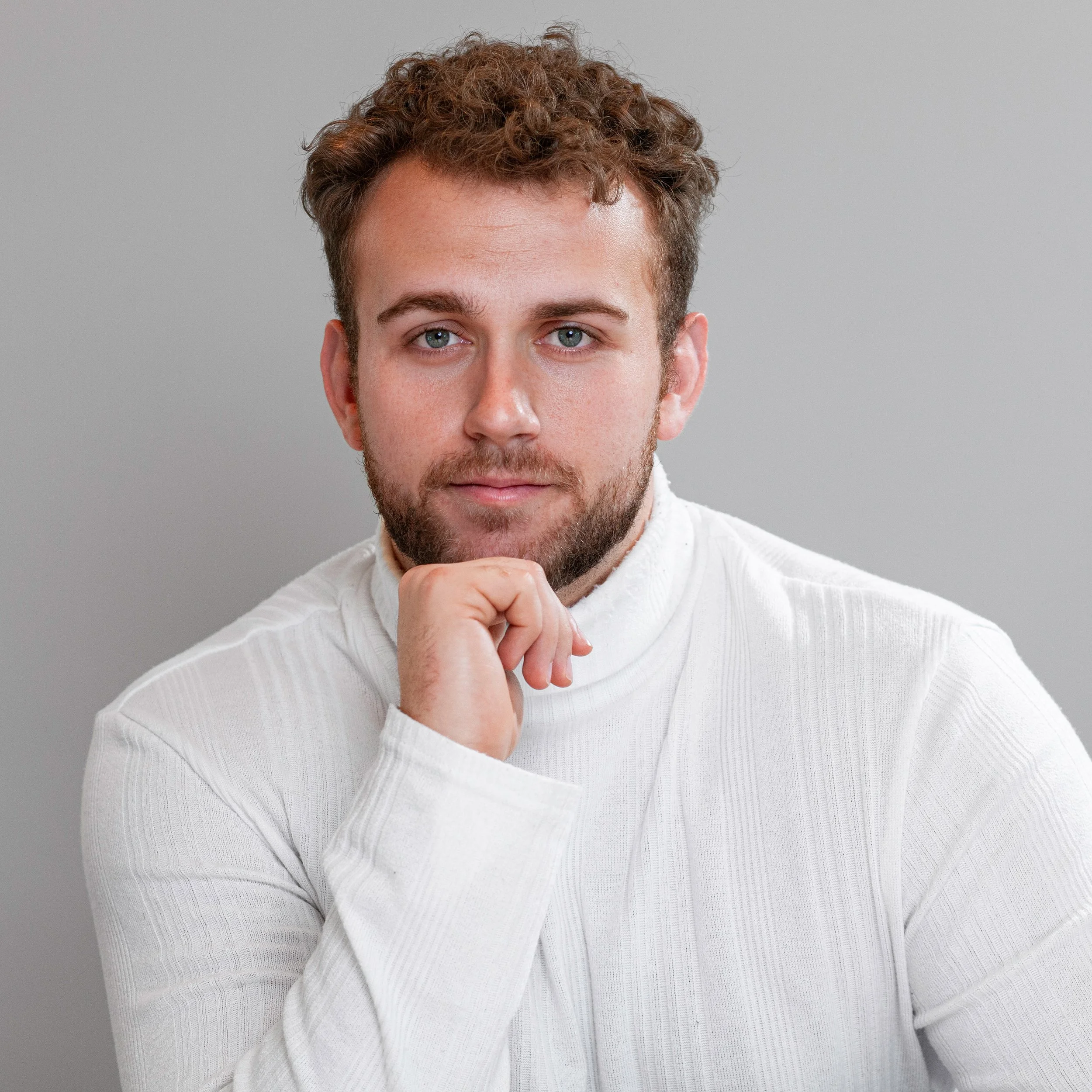 Jacob Hanes, Baritone