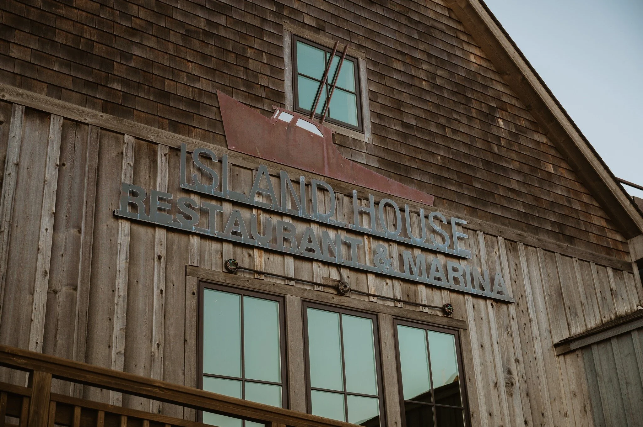 Island House Restaurant & Marina