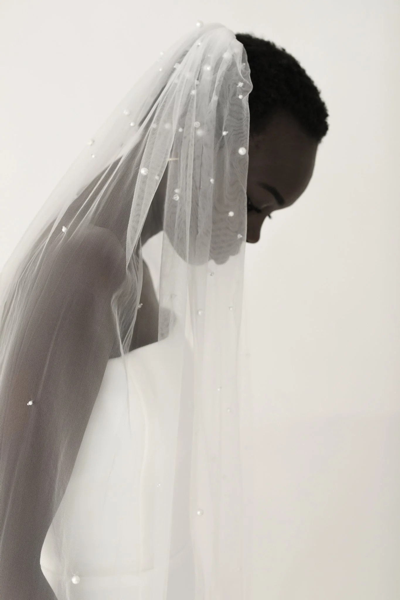 HOW TO WEAR A WEDDING VEIL — A.B. ELLIE