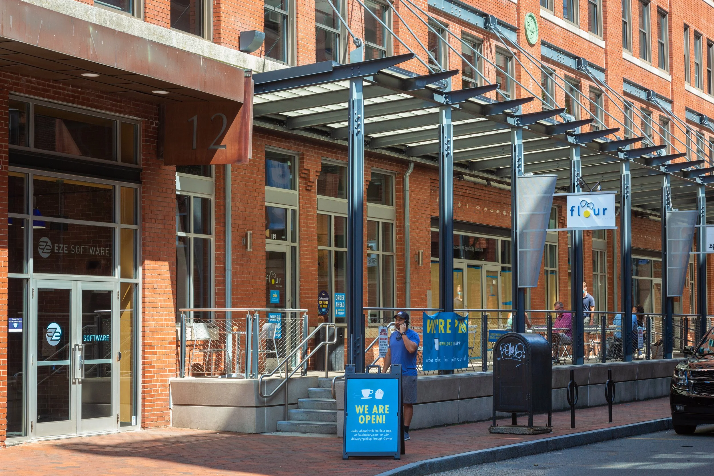 Genesis 12 Farnsworth - Premier Class A Life Science Space