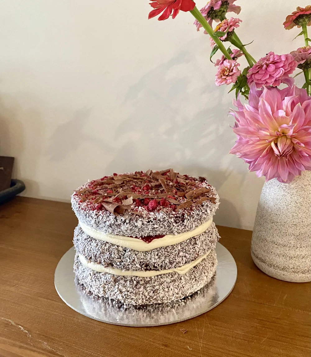 Made by Paige — Cake flavour Menu