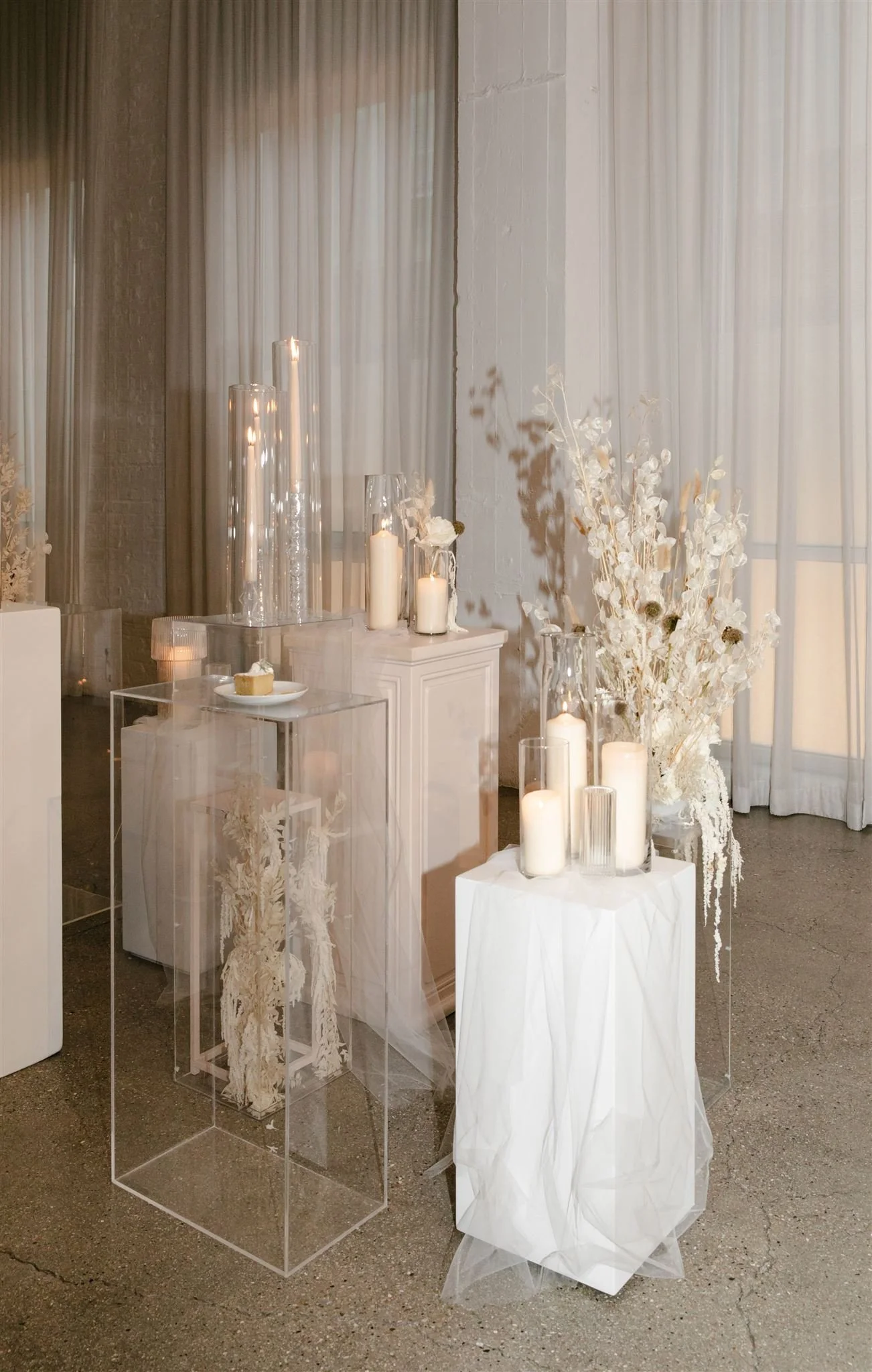 A Chic Wedding Reception at Chez Wedding Venue | Chicago Wedding ...
