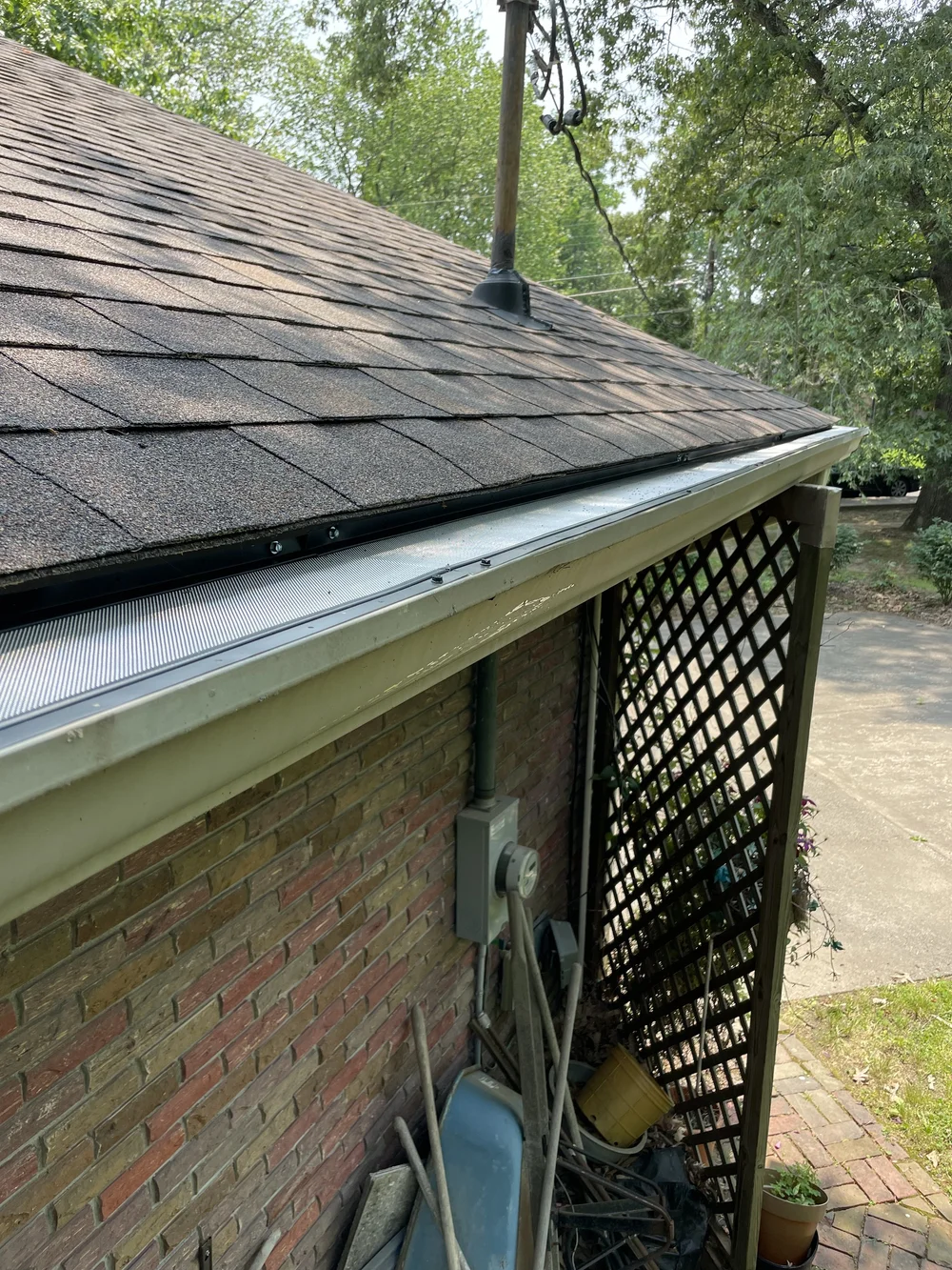 Gutter Cleanouts & Maintenance — Servall Gutter Co.