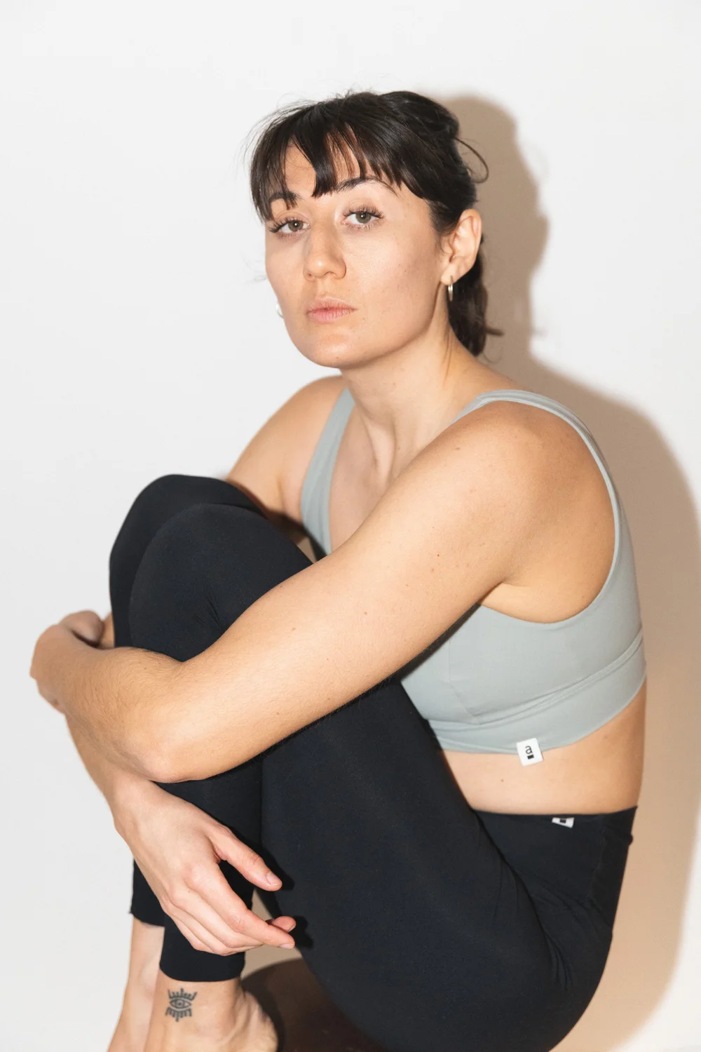 À PROPOS — LAURA COCHET