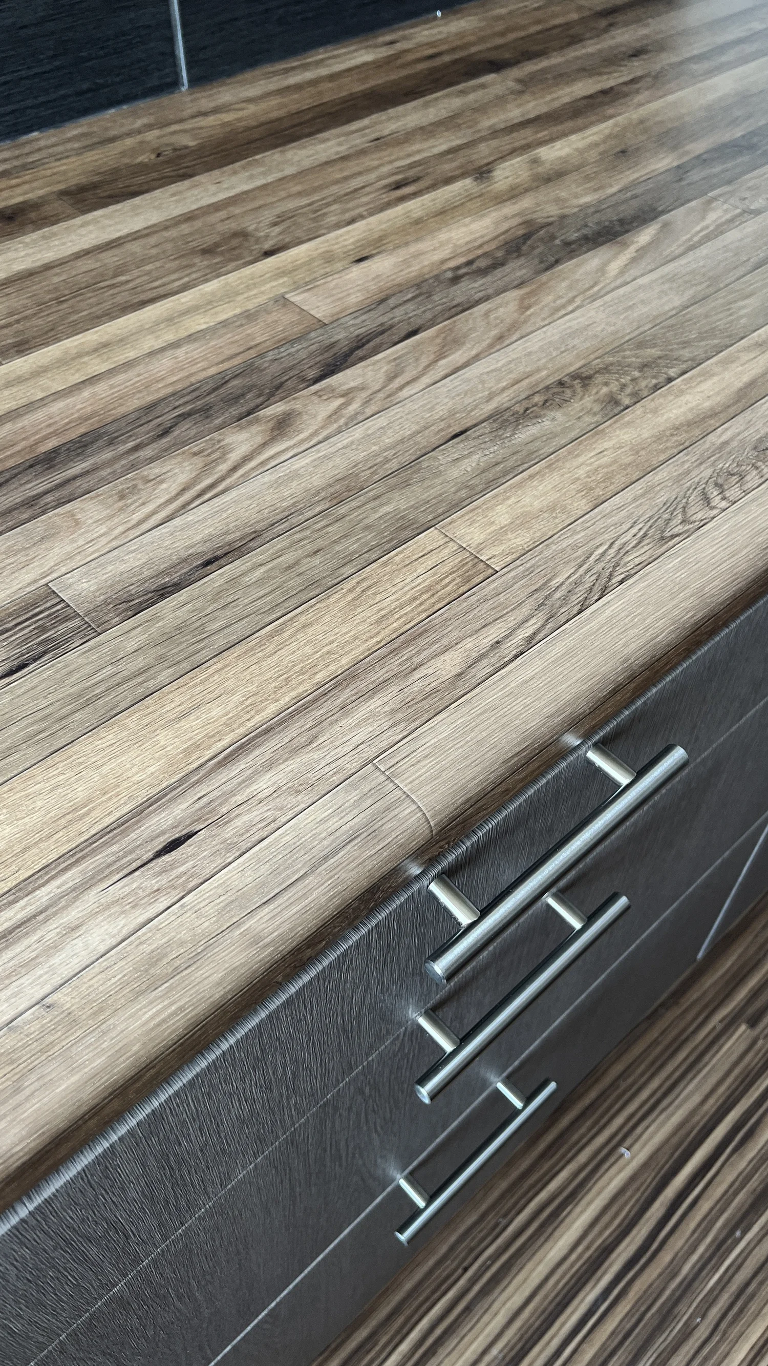 LUXE KITCHEN WRAPS - Kitchen, Worktop & Furniture Vinyl Wrapping Experts