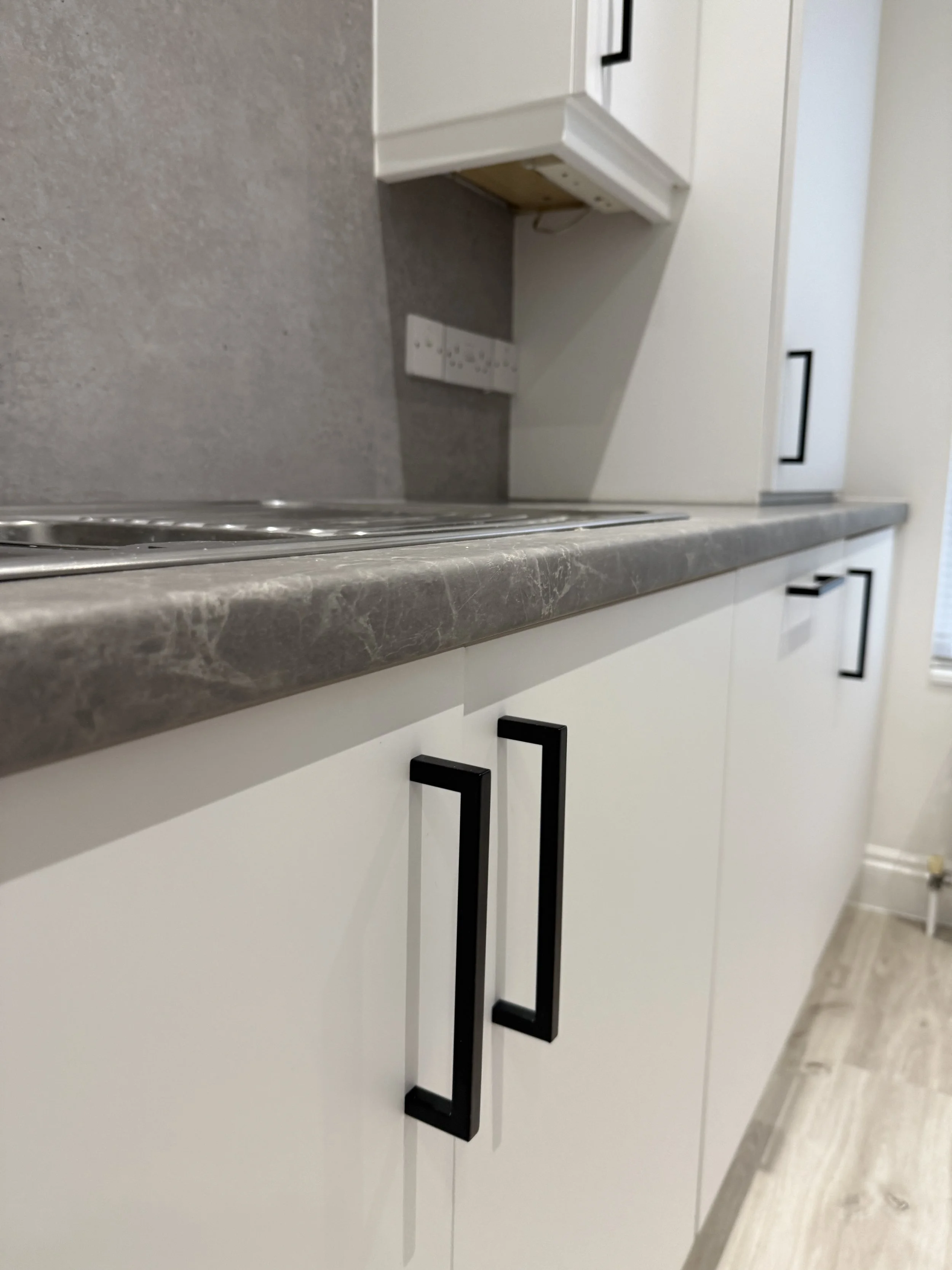 LUXE KITCHEN WRAPS - Kitchen, Worktop & Furniture Vinyl Wrapping Experts
