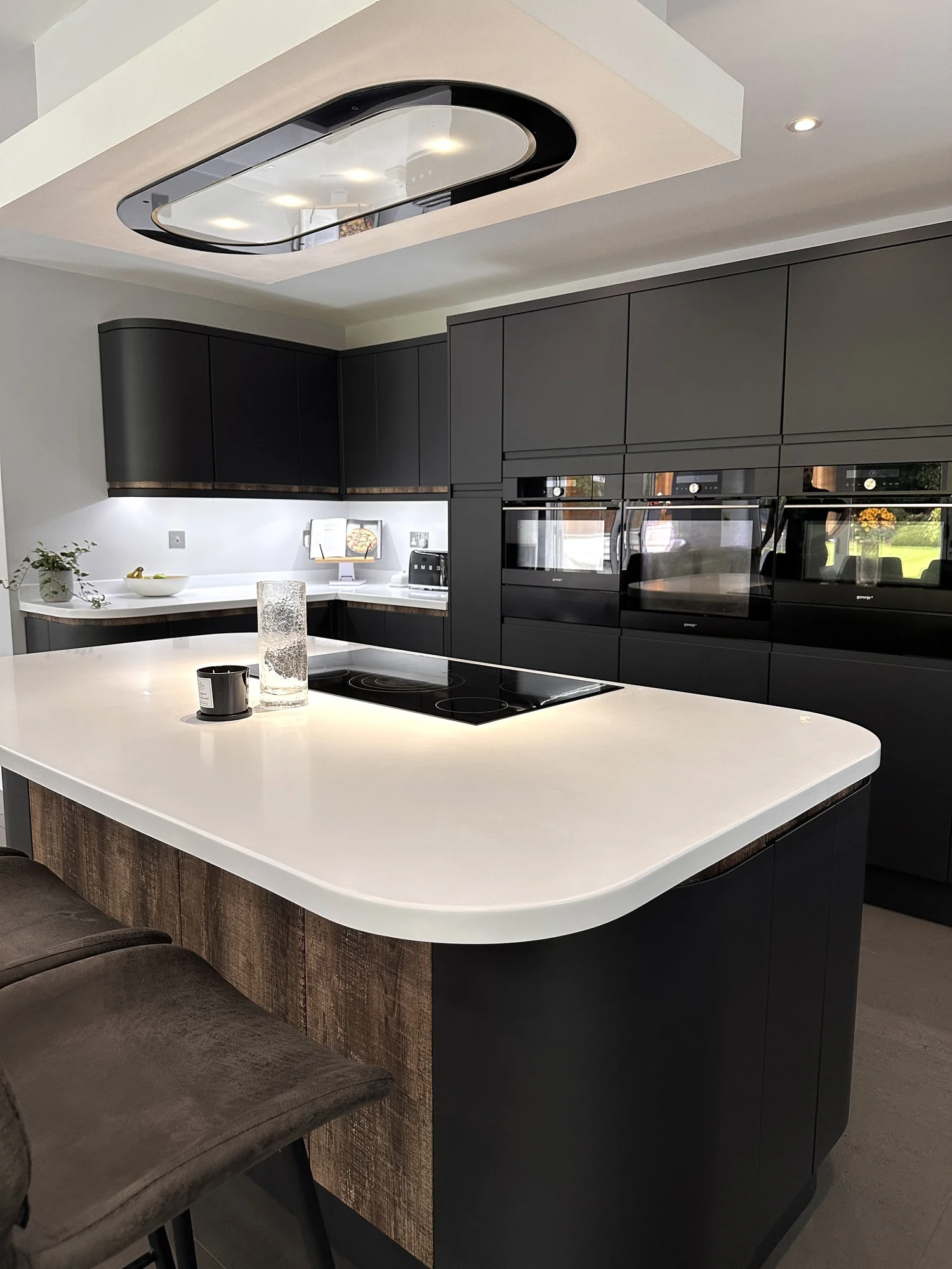 LUXE KITCHEN WRAPS - KITCHEN VINYL WRAPPING EXPERTS