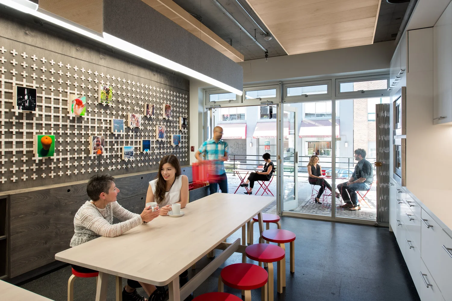 Perkins+Will Vancouver Office — Kim Muise Design & Photography Vancouver