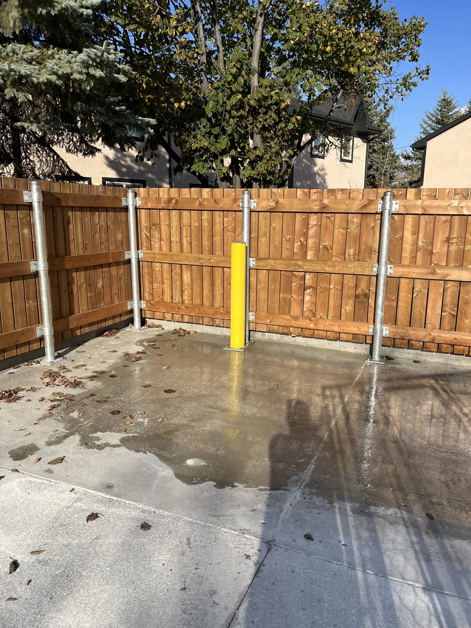 Commercial garbage enclosure — Bestway Fence