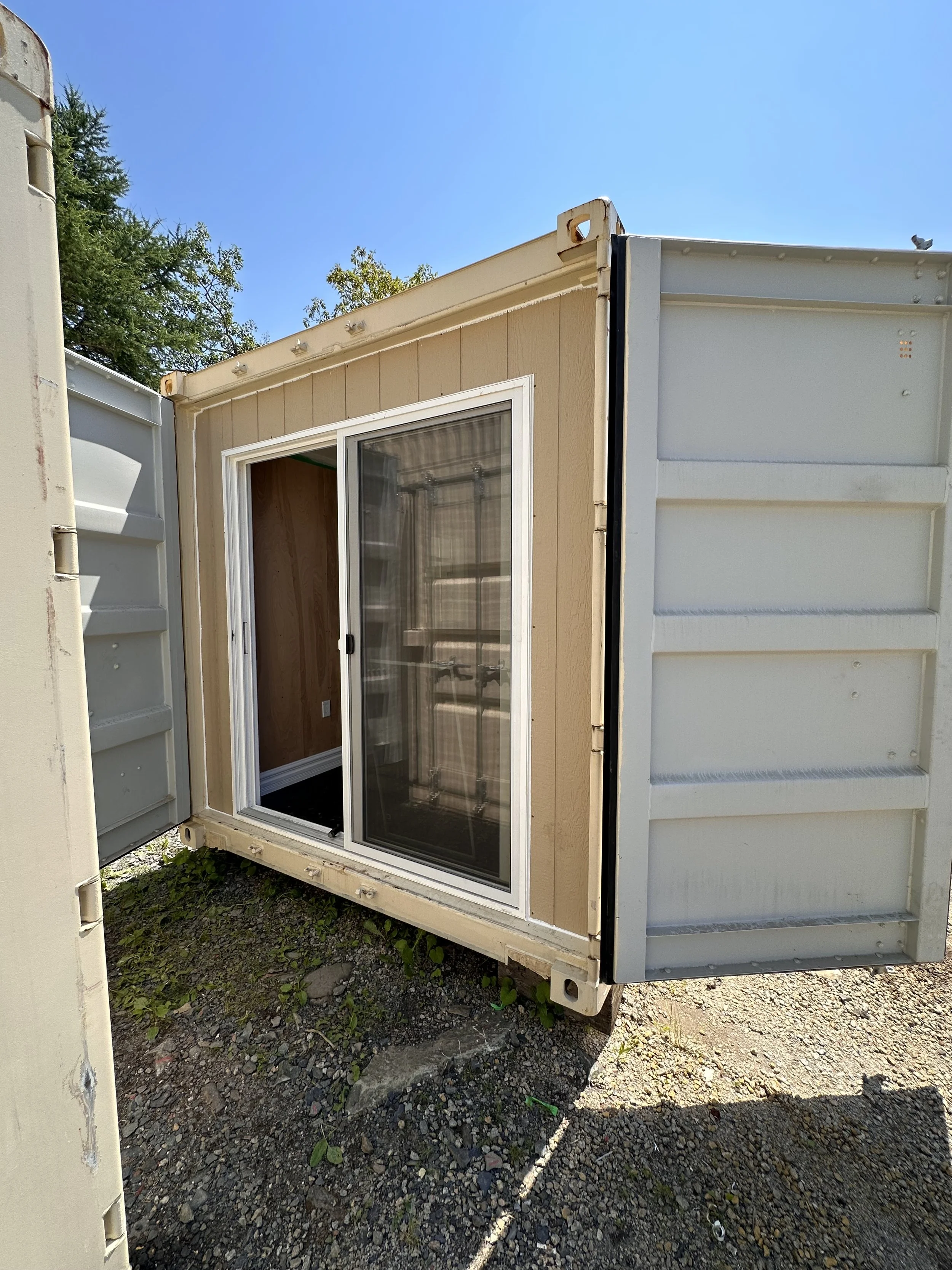 20' One-trip Modified Shipping Container — Eastern Slopes Containers