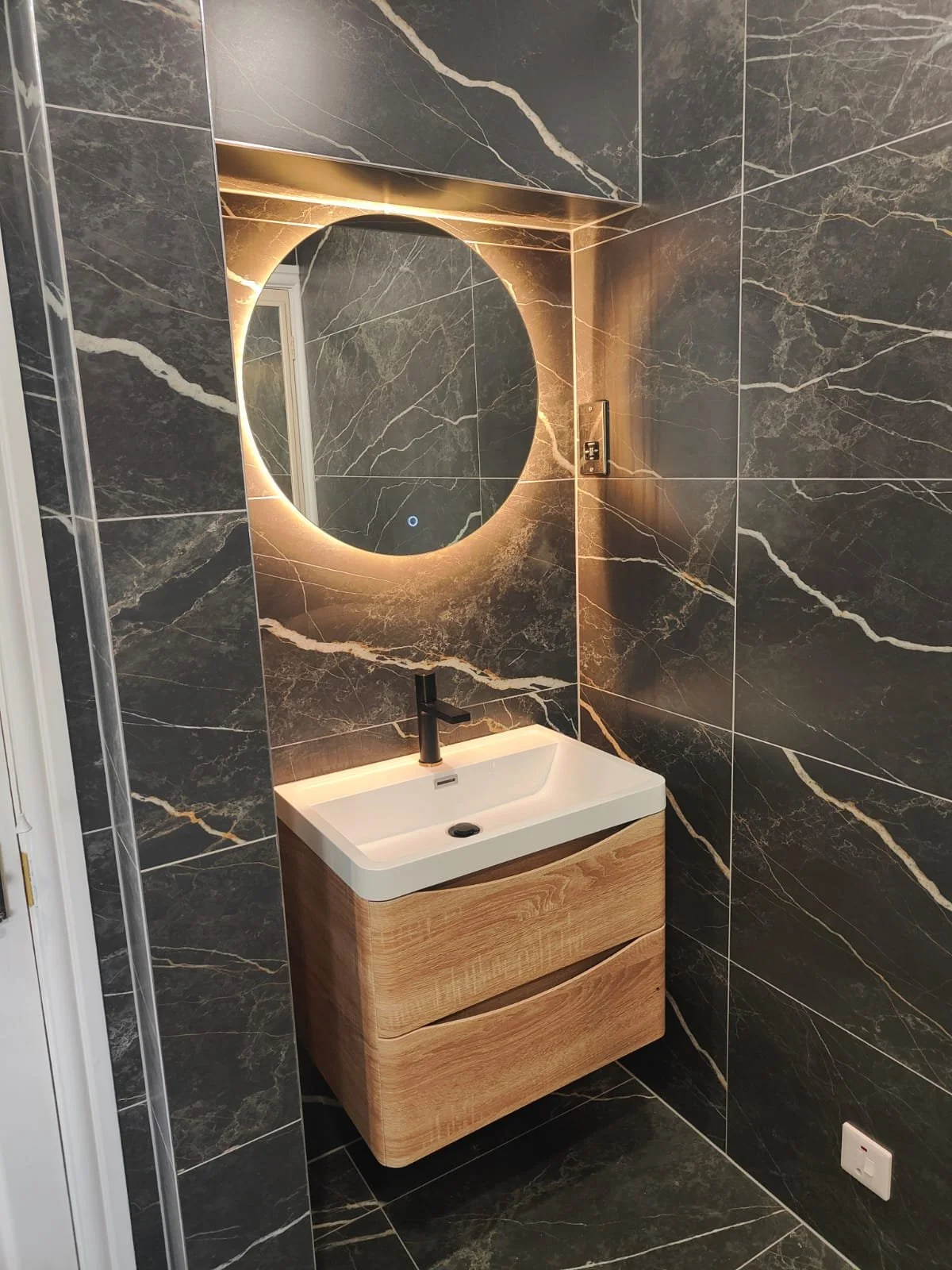 From Scratch Bathrooms & Kitchens