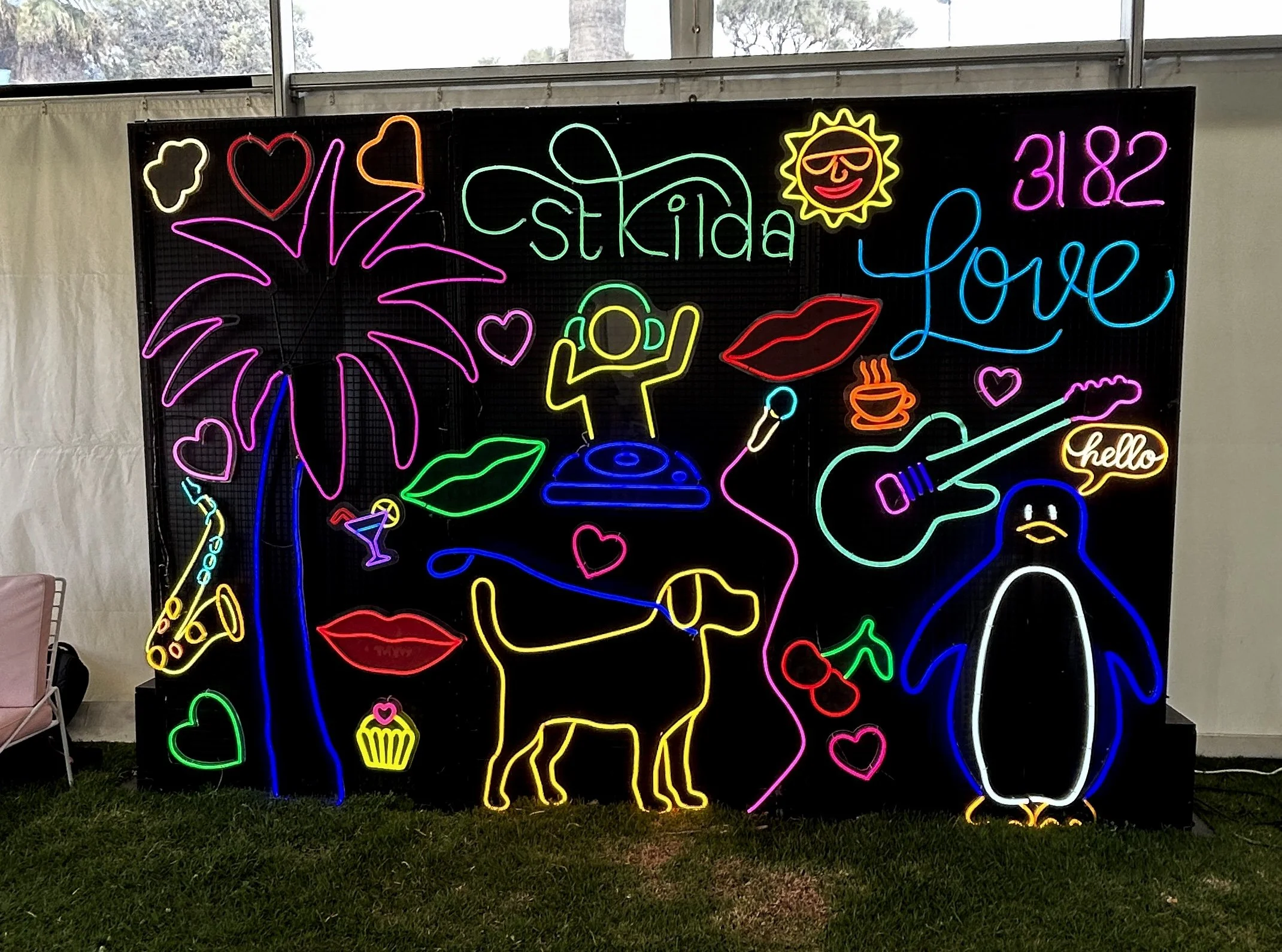 Neon Walls — Volter International