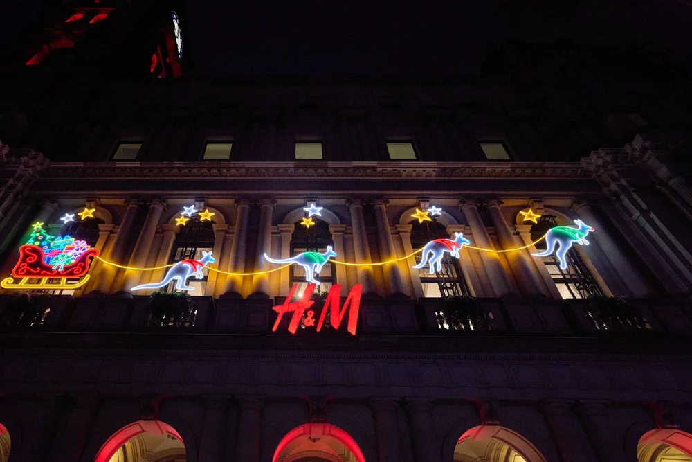 GPO Building - Santa Sleigh & Kangaroos — Volter International