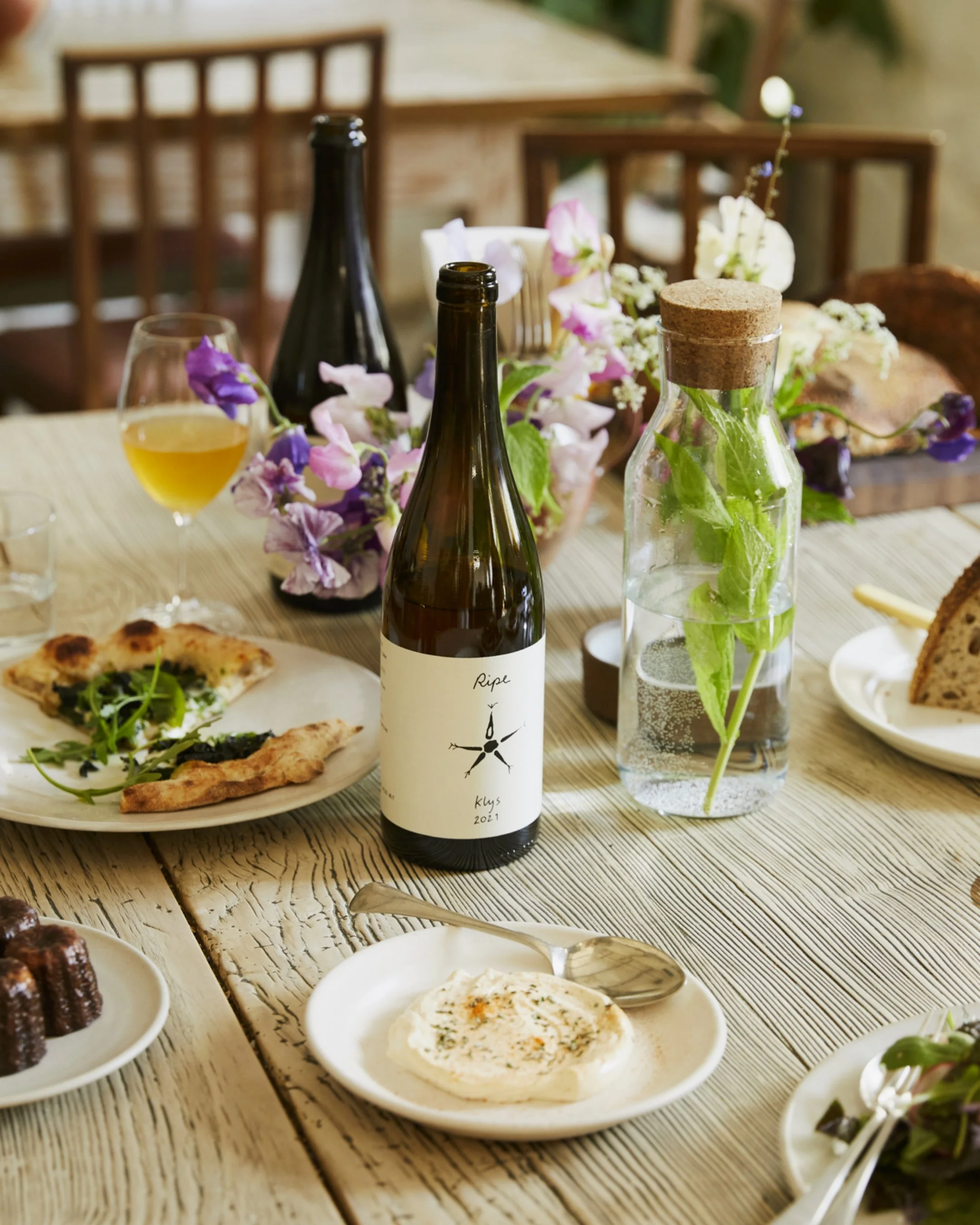 Reservations — Flora