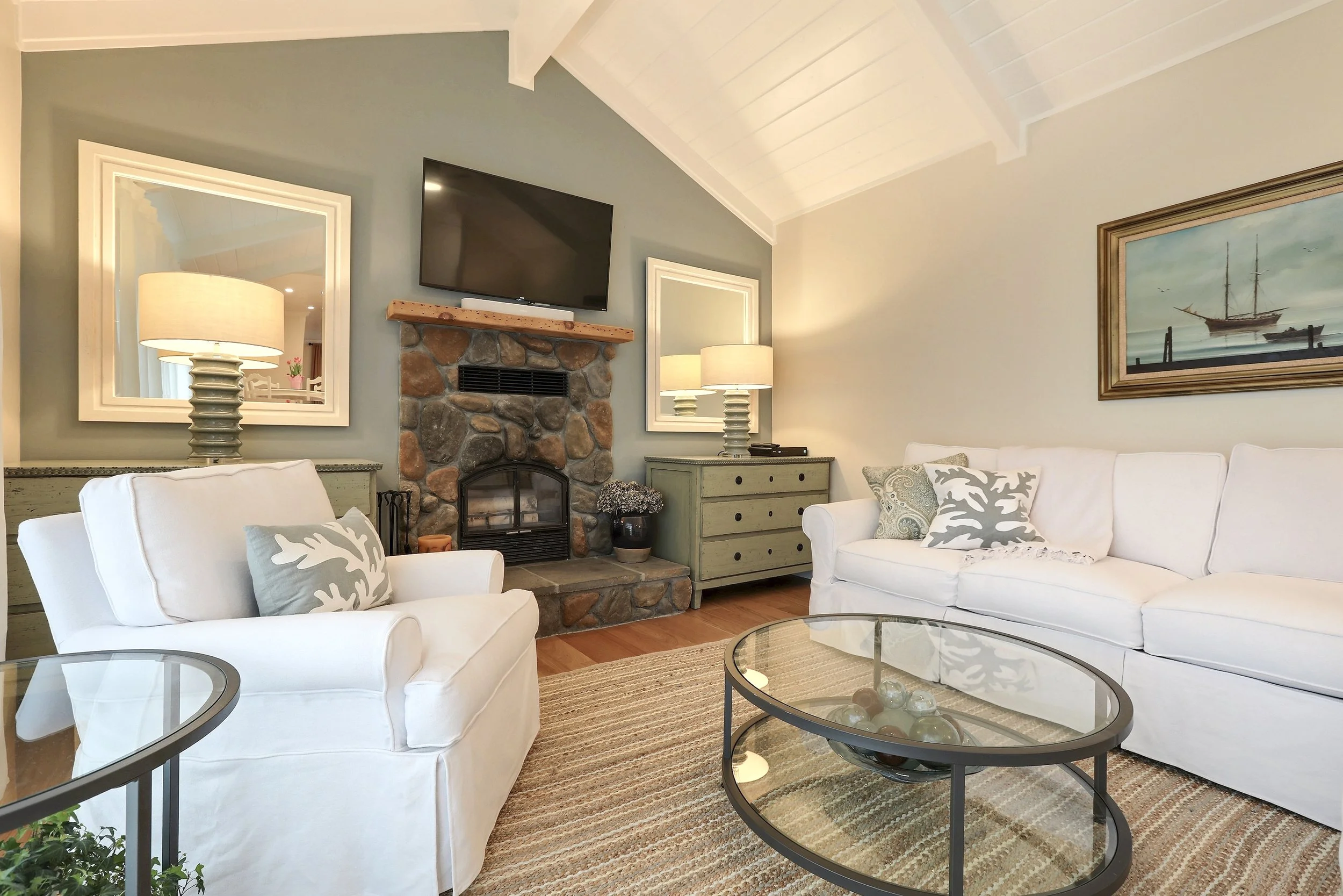 Home Sweet Home: A Total Interior Touchup | E.L. Designs | Interior ...