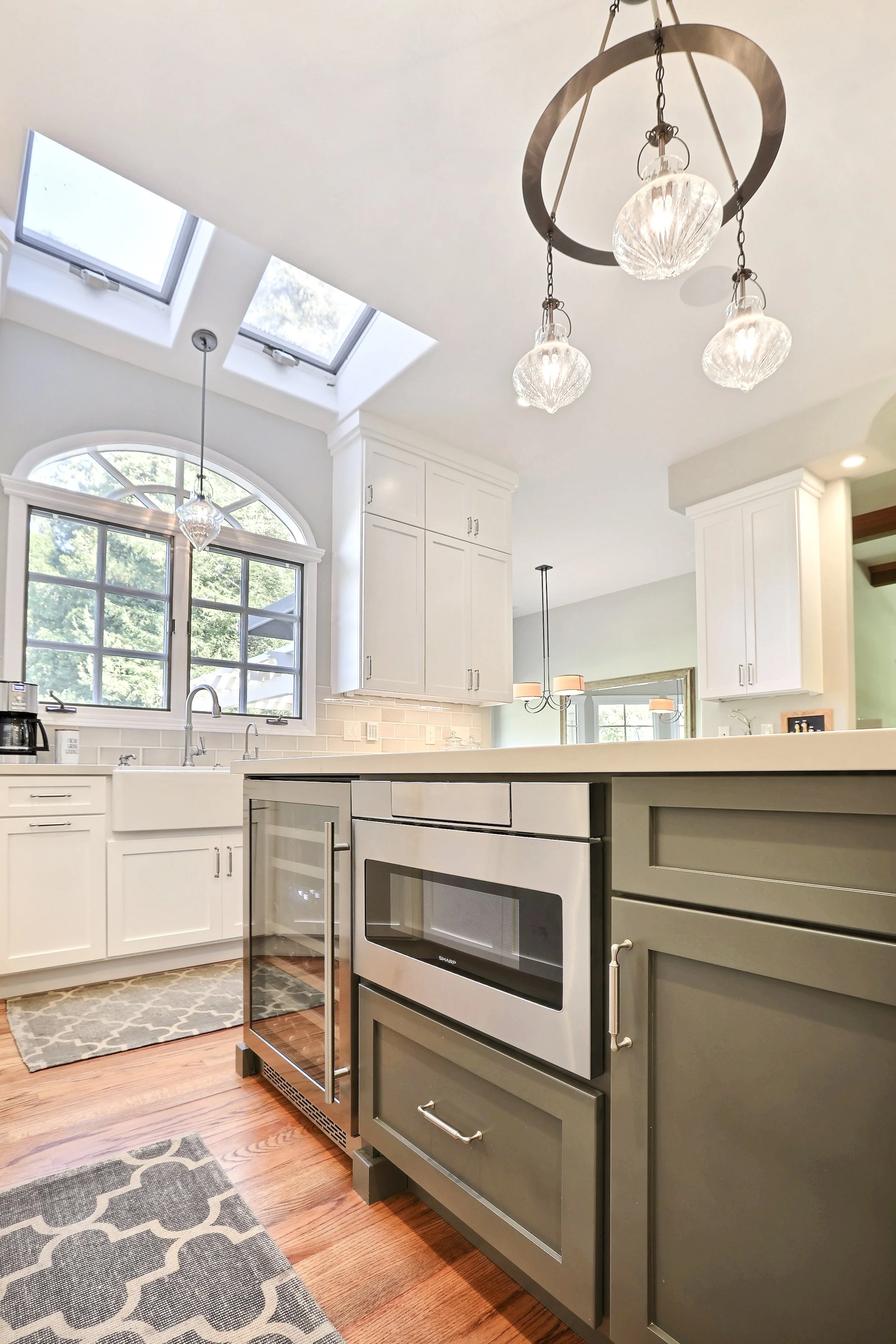Chef's Dream Kitchen: Ft. Custom Storage and Cabinetry | E.L. Designs ...