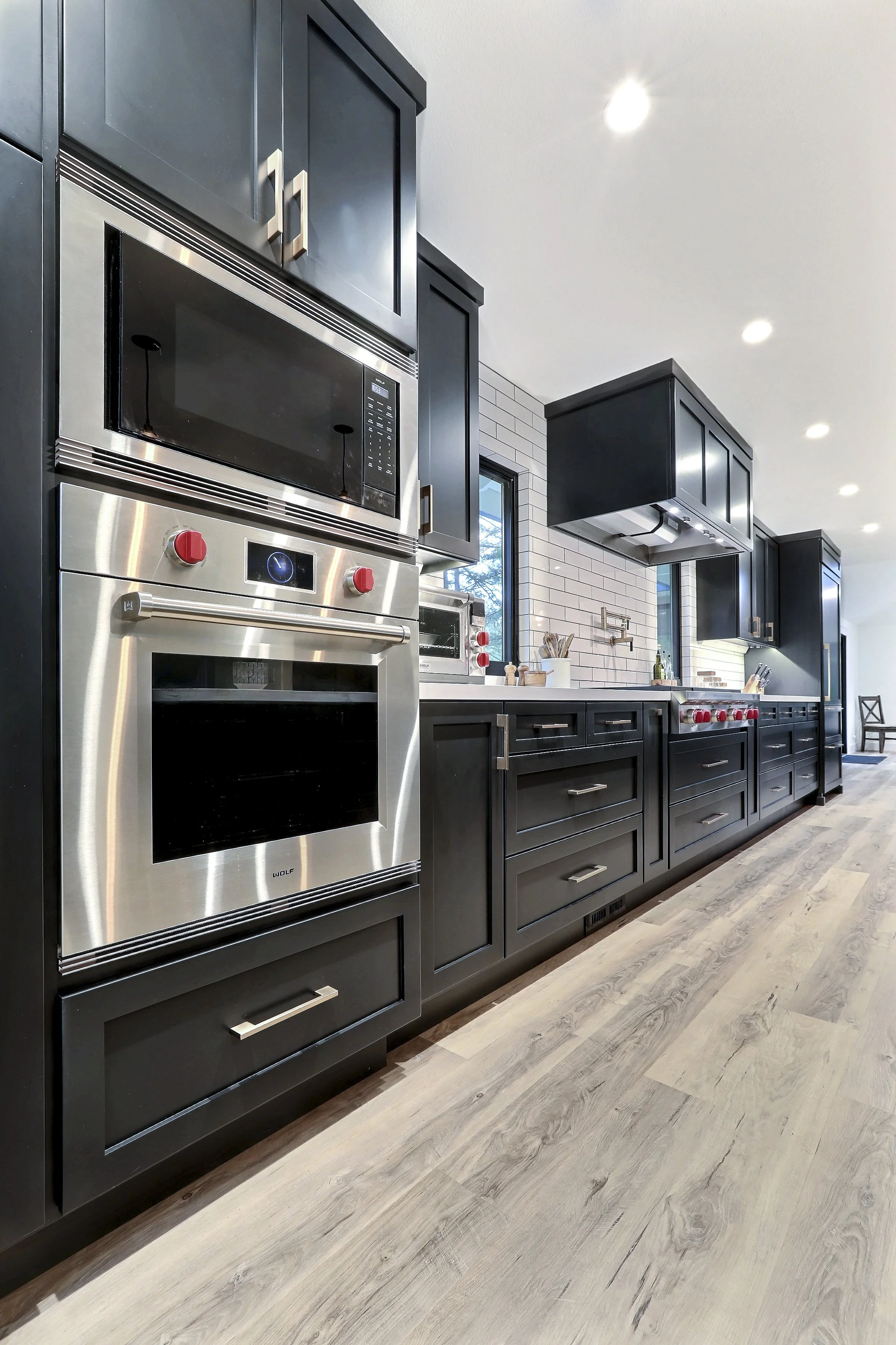 Larger Than Life Kitchen: A Big Space Renovation | E.L. Designs ...