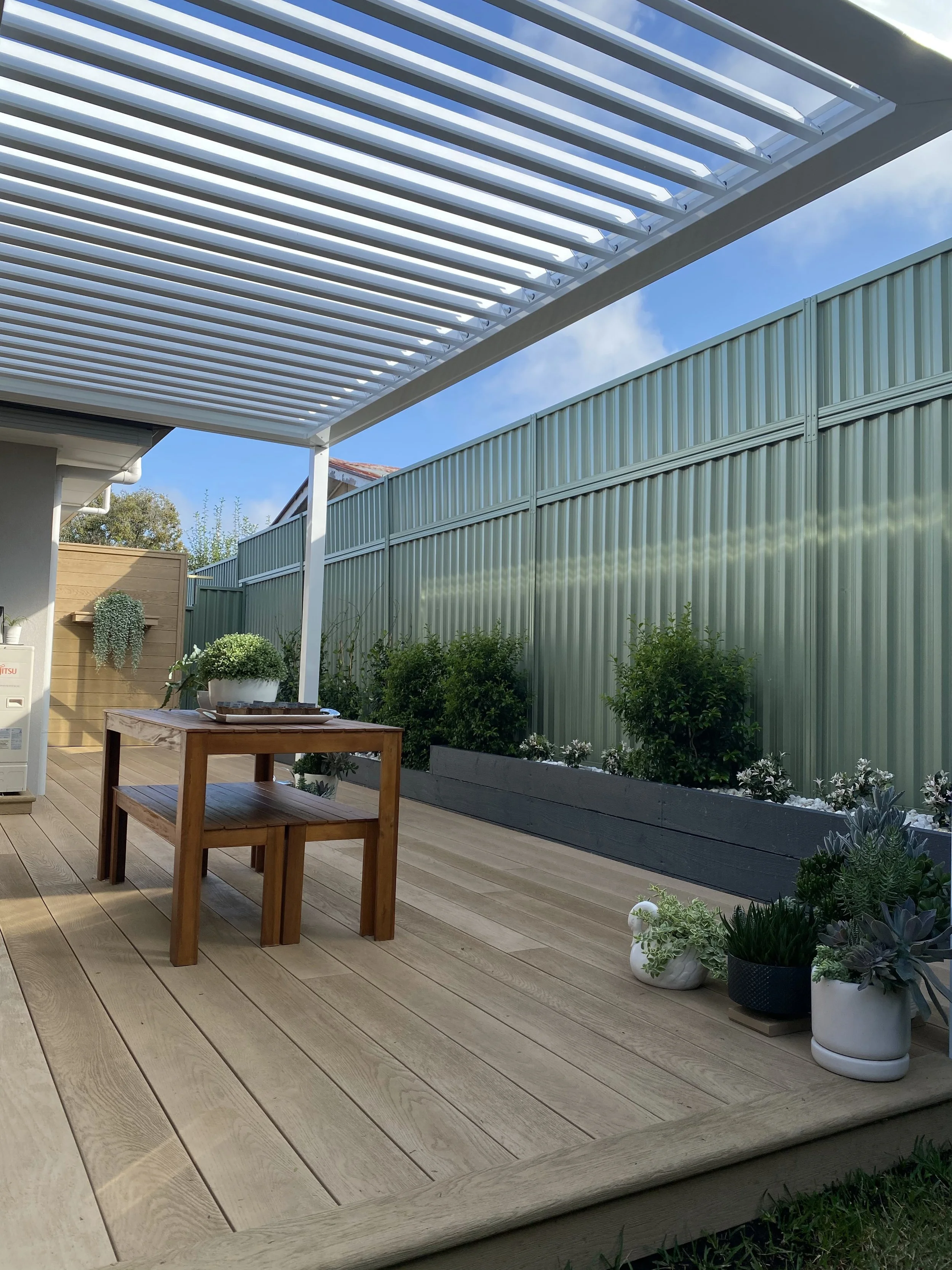 Aussie Decking Chippie | Custom Decking & Pergola Specialist