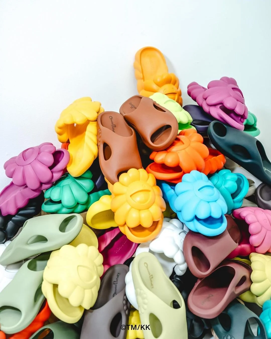 Takashi Murakami Steps into Footwear with Ohana Hatake │Yokogao Magazine