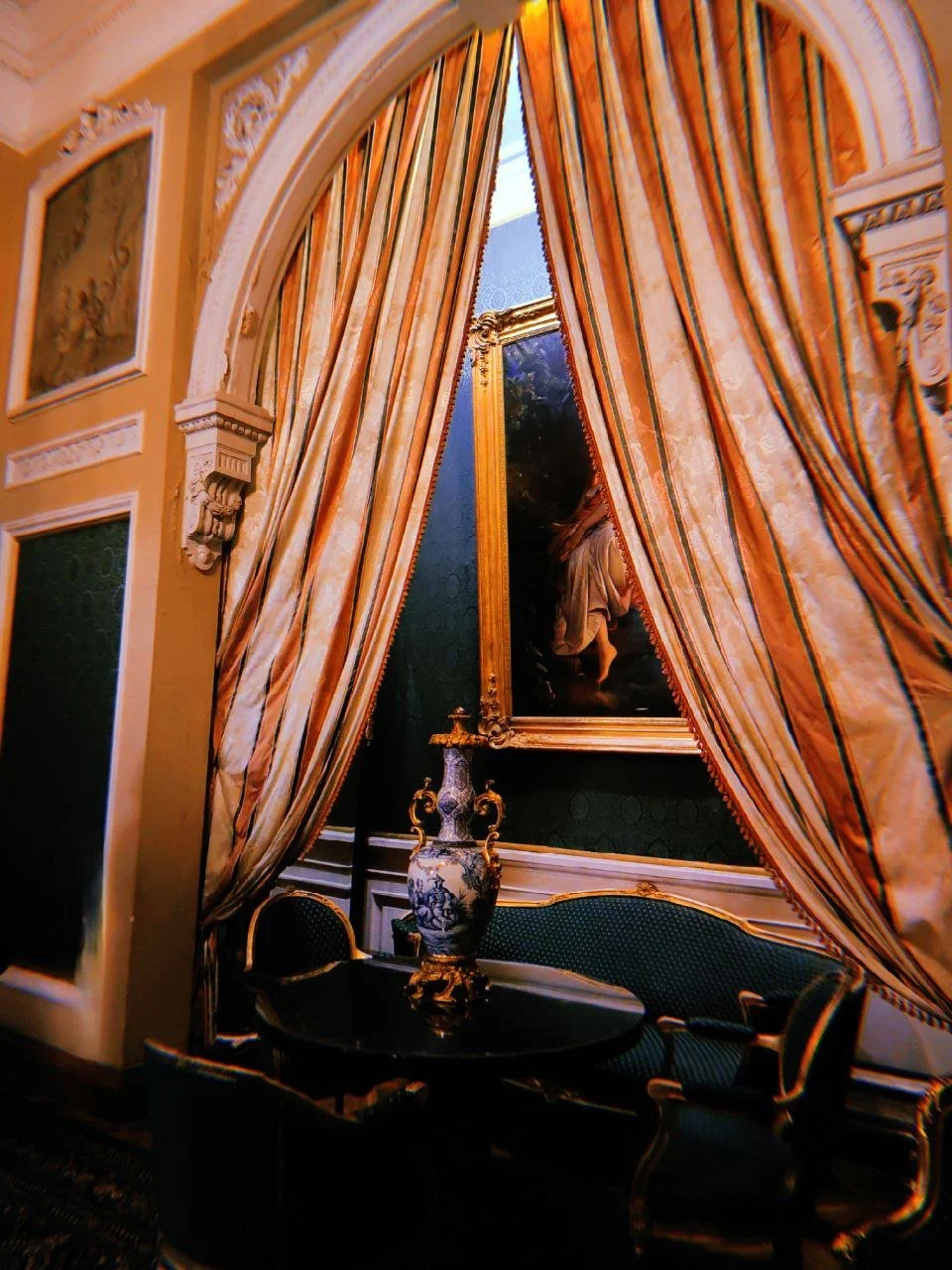 The Palace of Grand Duke Vladimir Alexandrovich — La DAME de LYS