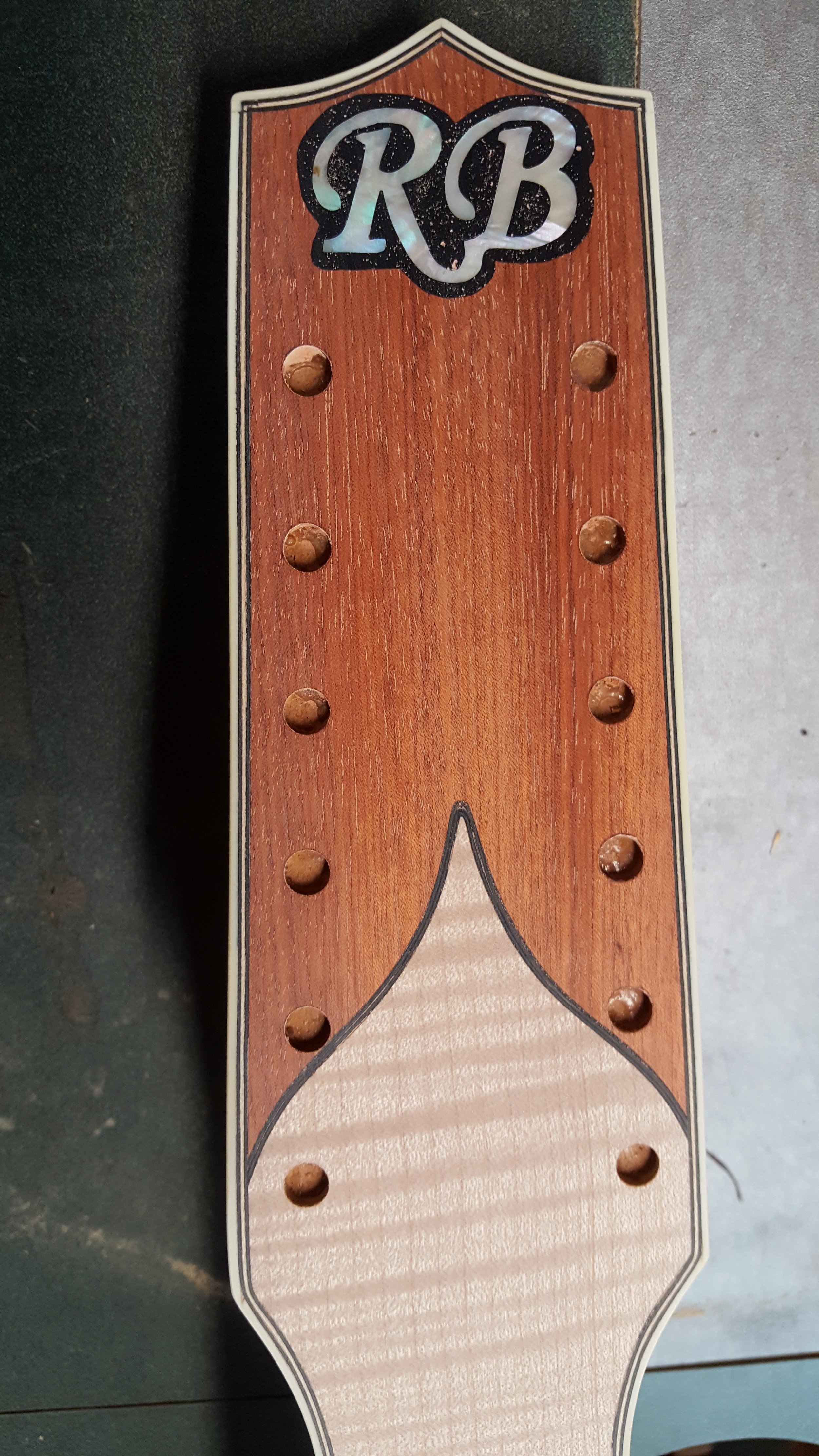 Robin's Custom Woodworking