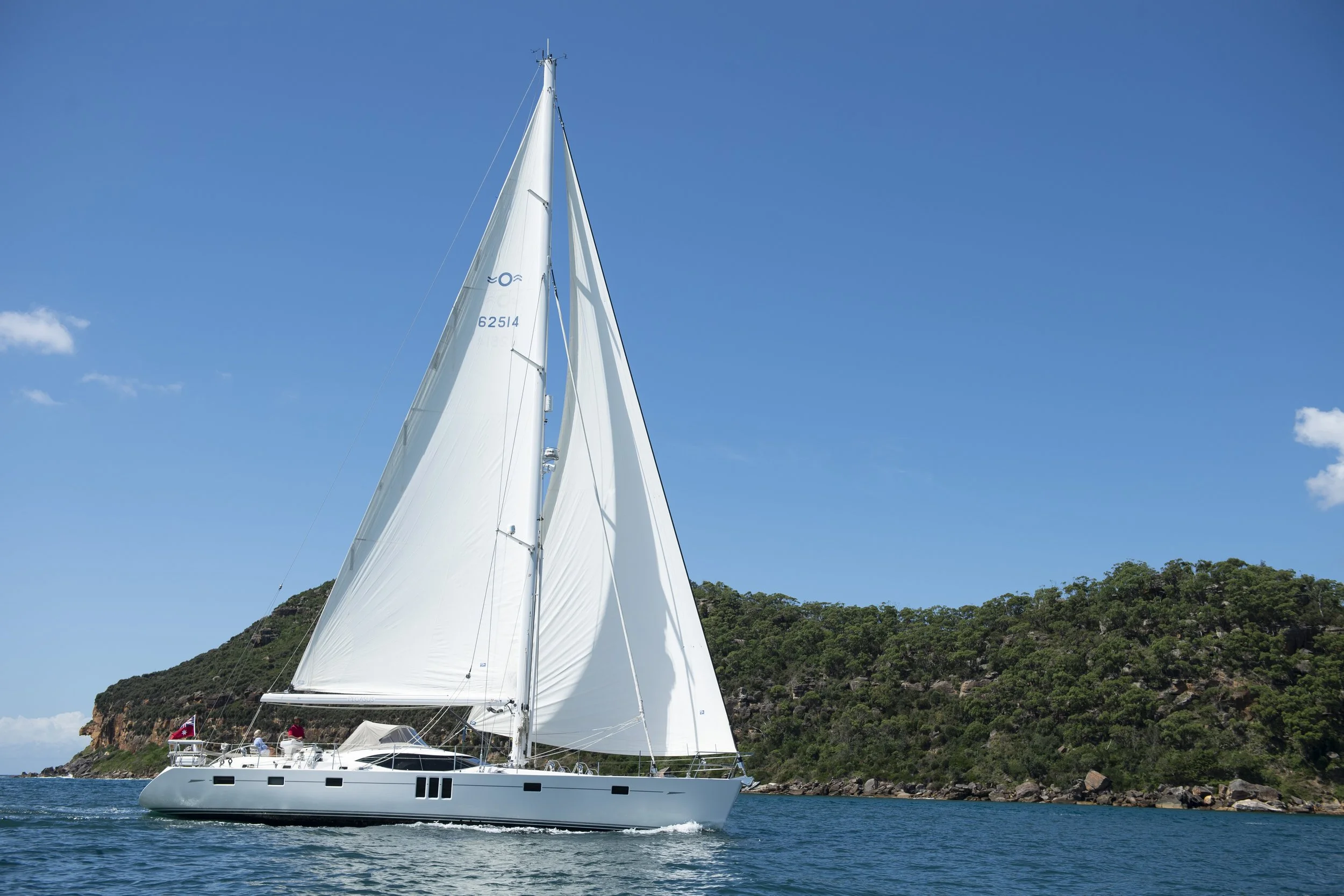 Sydney luxury sailing charters