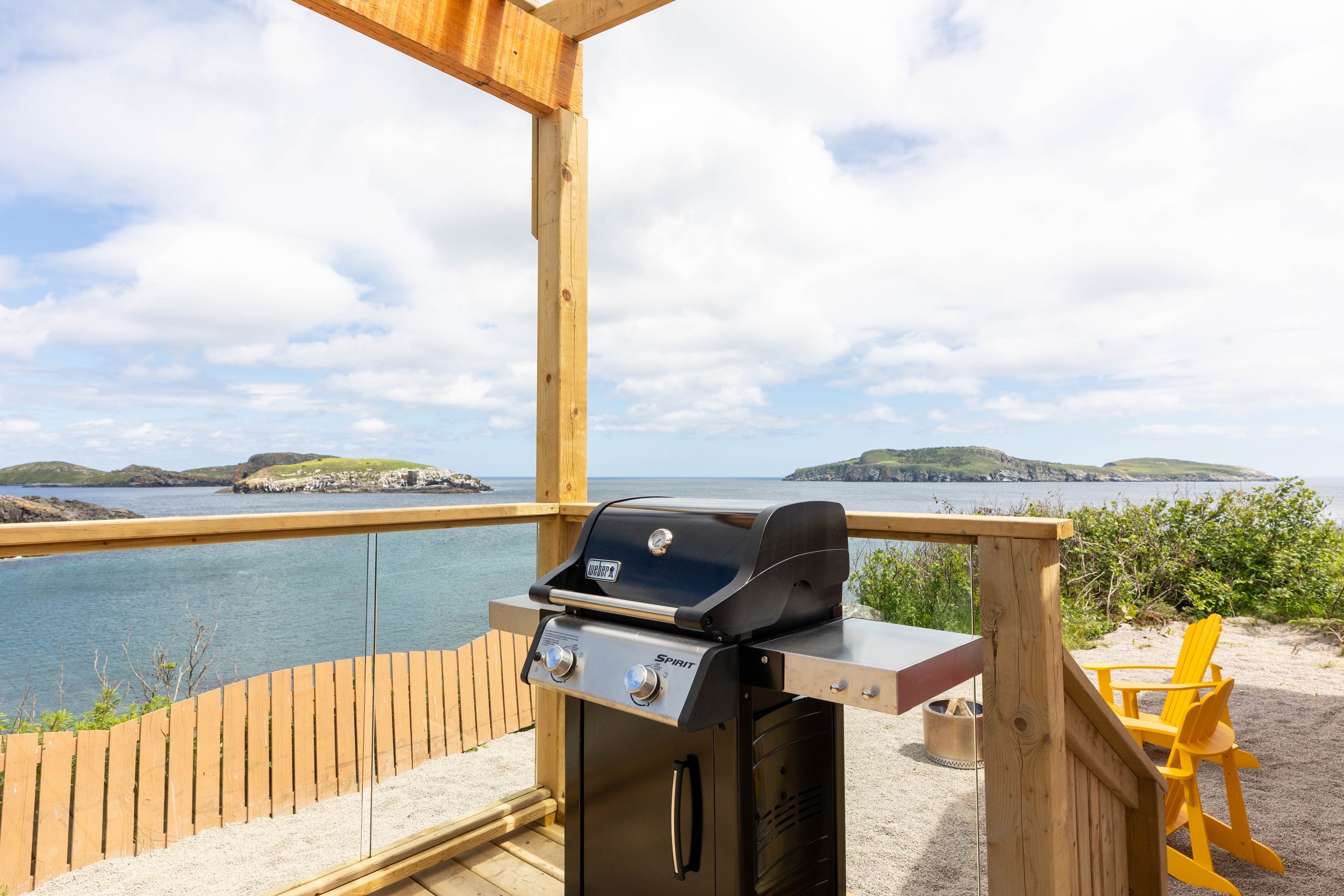 Seaside Detached Cottage — Cliffs Edge Retreat