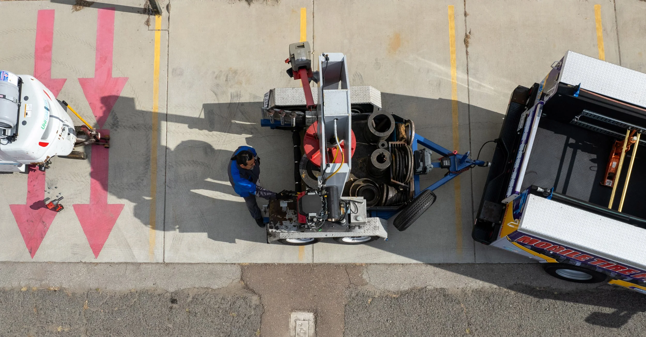 Mobile Tire Press — Quality Lift Trucks - San Diego Forklift Dealer
