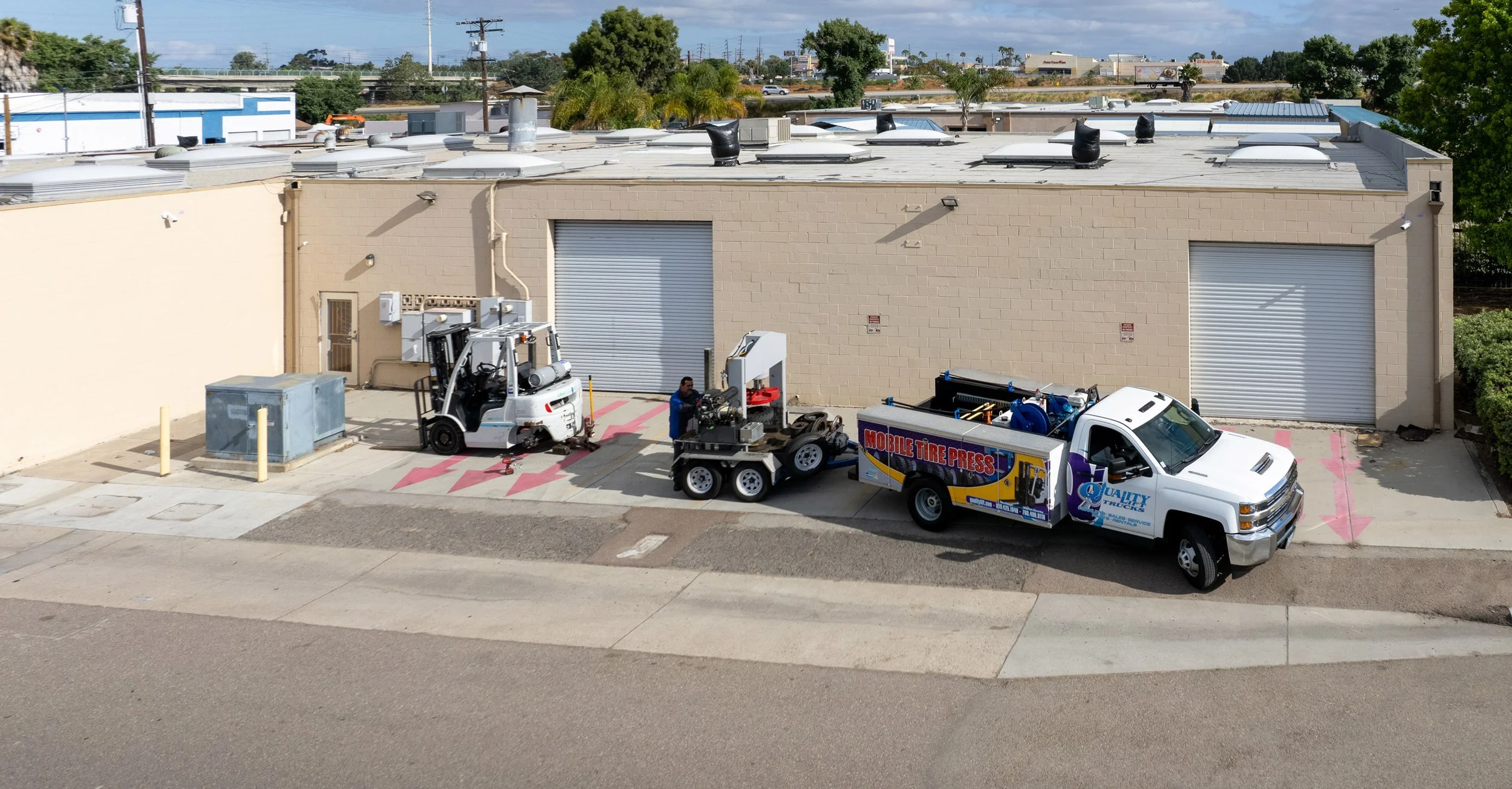 Mobile Tire Press — Quality Lift Trucks - San Diego Forklift Dealer