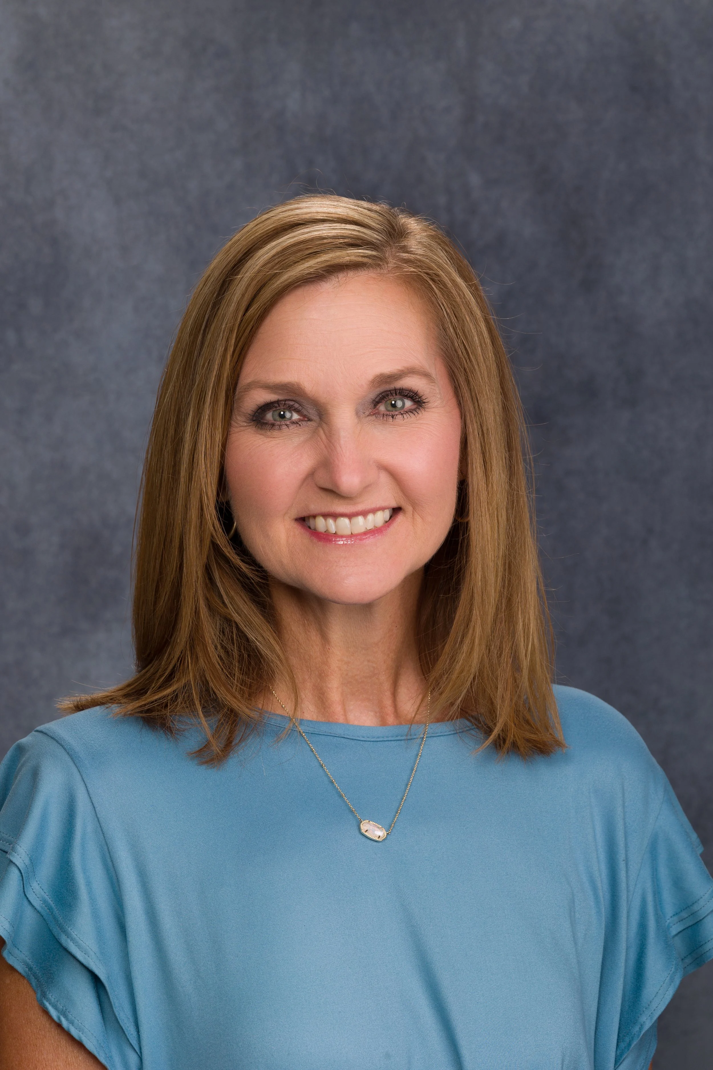 Kim Zielinski Bio — Lindsay Lane Christian Academy