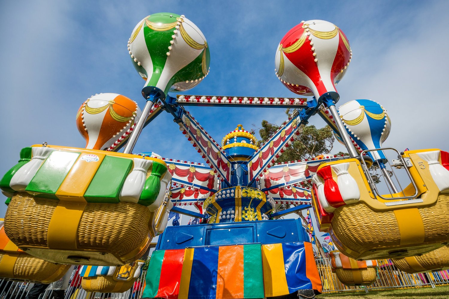 Fiesta Balloon — Carnival Amusements