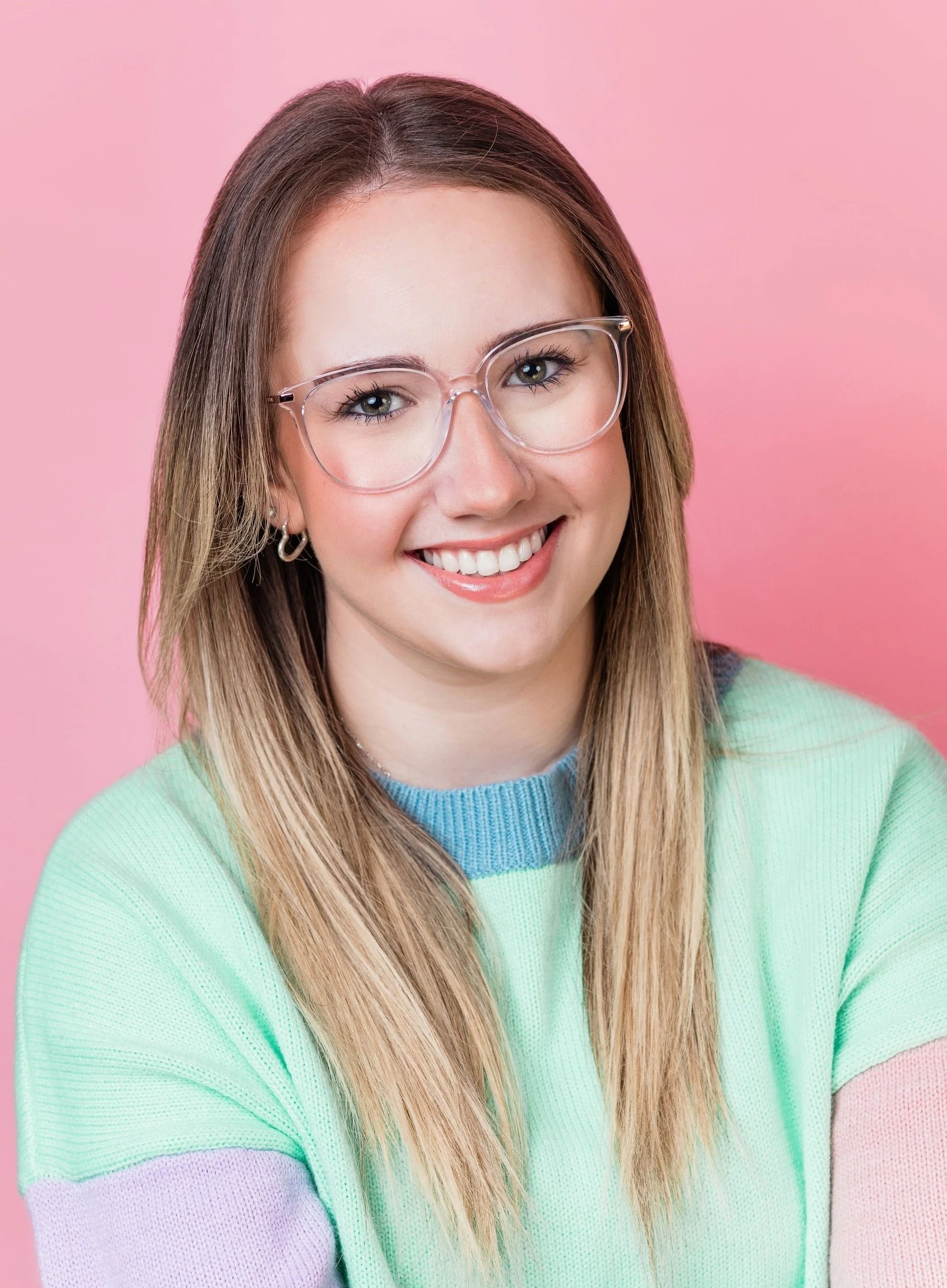 Pediatric Psychologists & Social Workers in Toronto | Team — Flourish