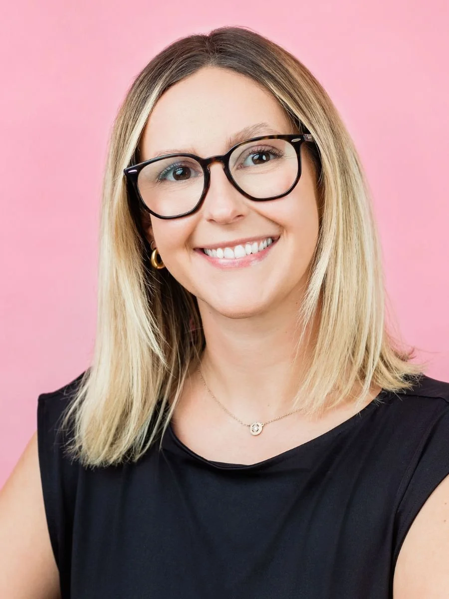 Pediatric Psychologists & Social Workers in Toronto | Team — Flourish