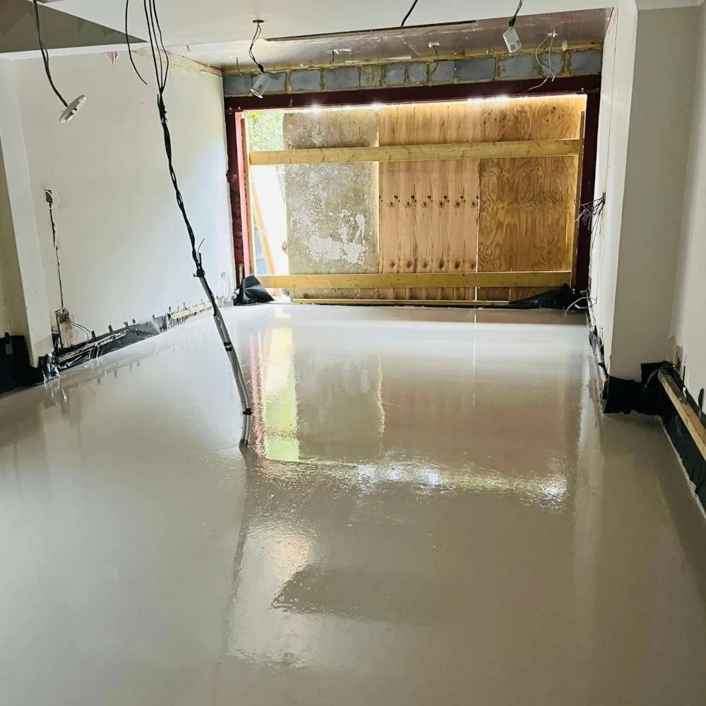 Is liquid screed suitable for residential and commercial applications?