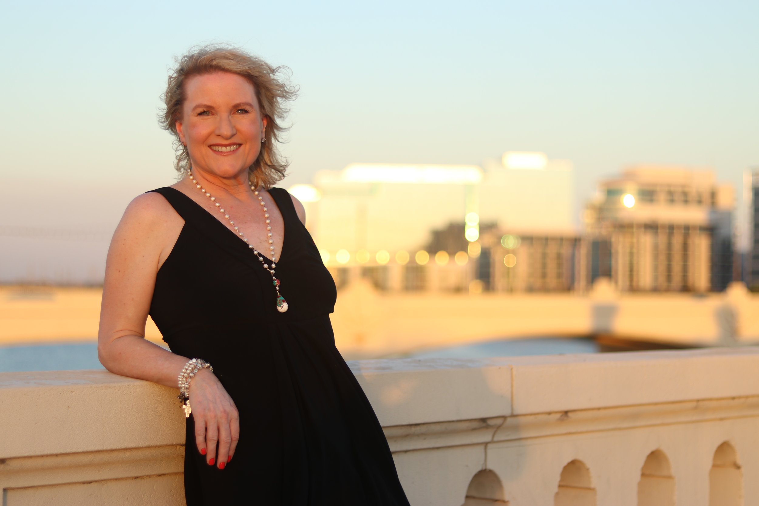 Meet Bronwyn — Bronwyn Davis Coaching