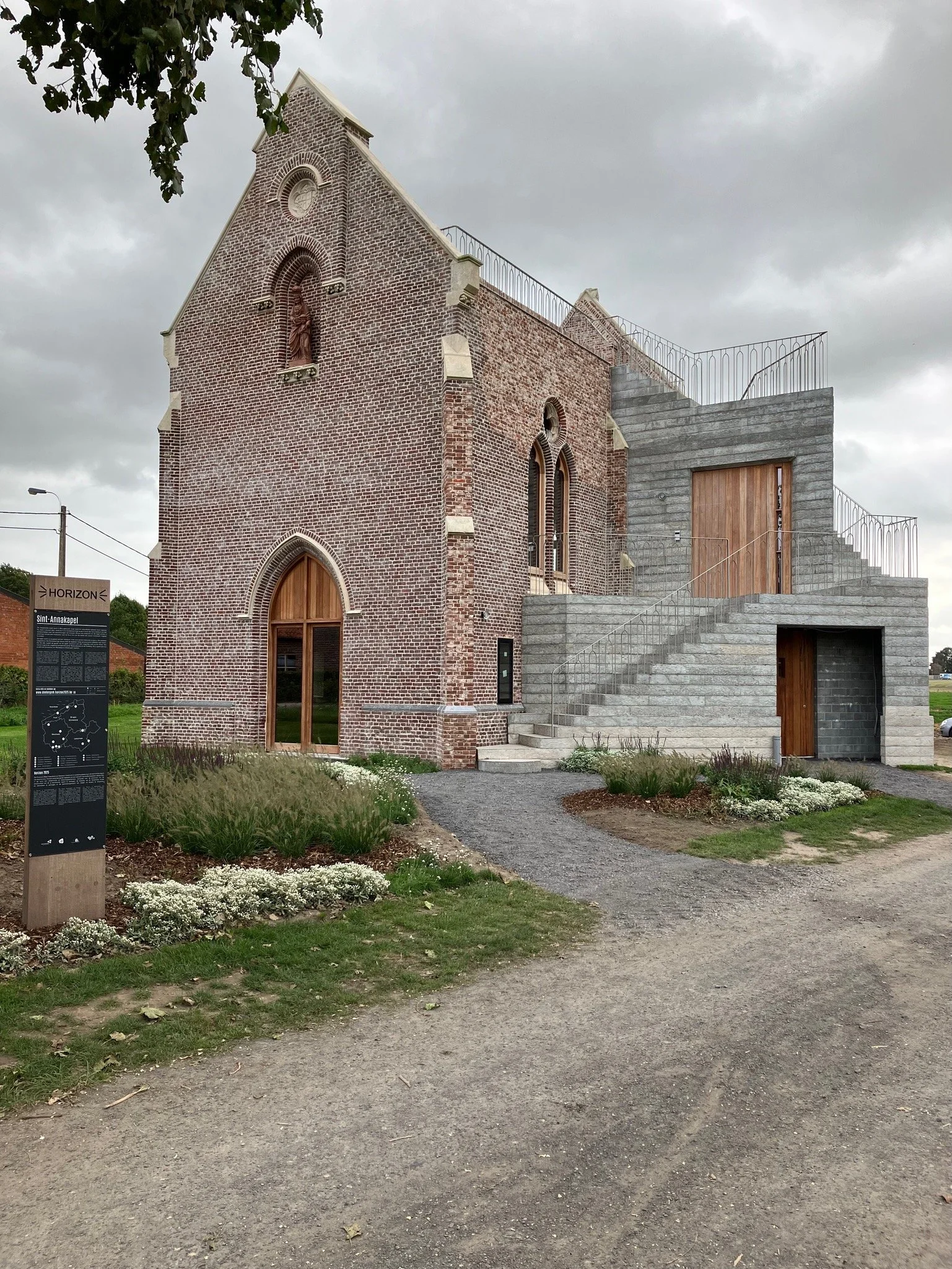 De Sint-Anna kapel in Dentergem