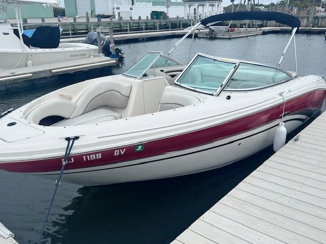 2003 Sea Ray 220 Select — Binnacle Yacht Sales