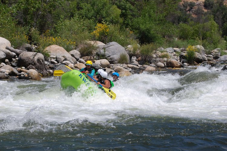 Kaweah Whitewater Adventures | Whitewater Rafting in Three Rivers CA