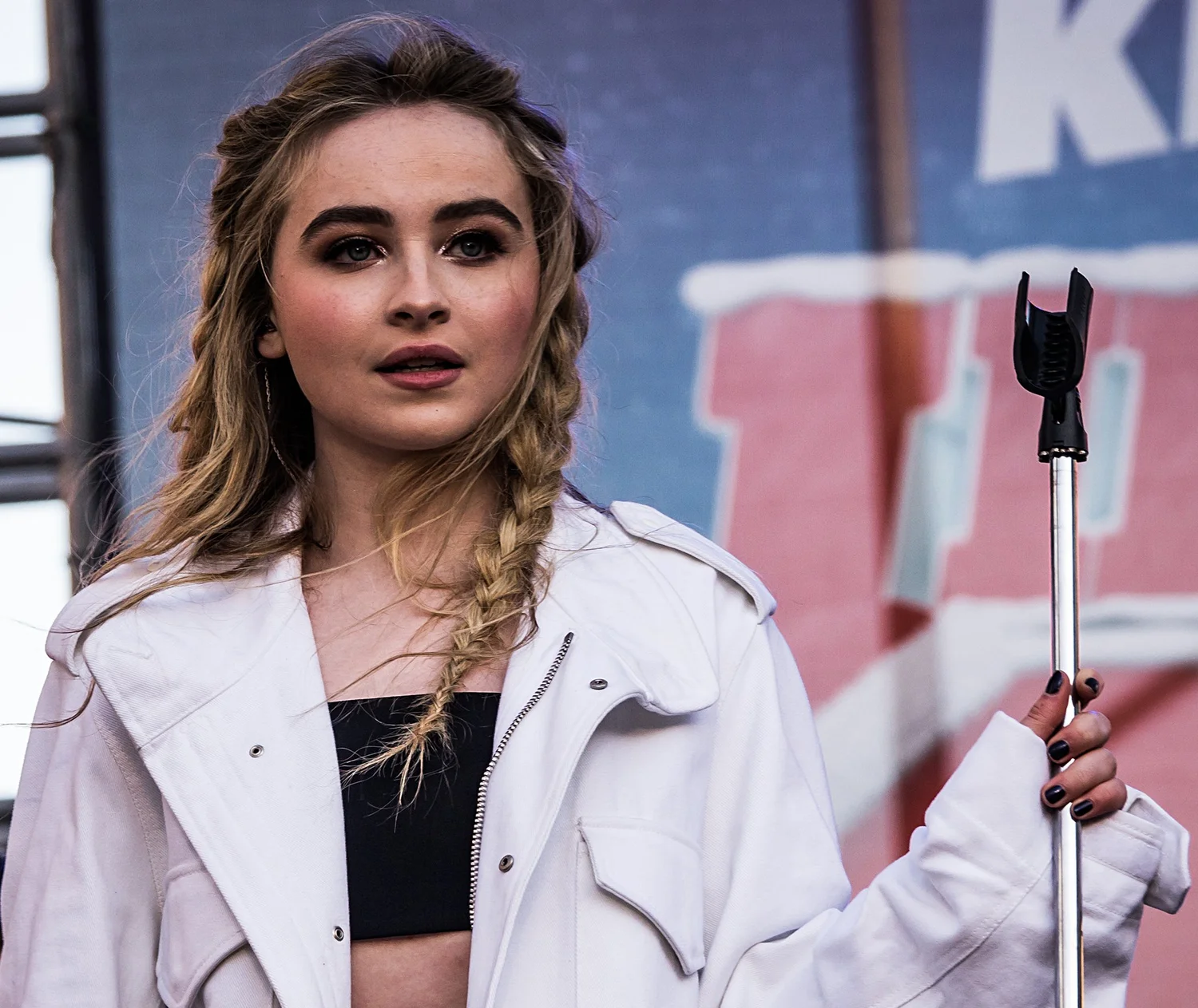 Sabrina Carpenter’s Surprising Style Type — Beauty∞Continuum