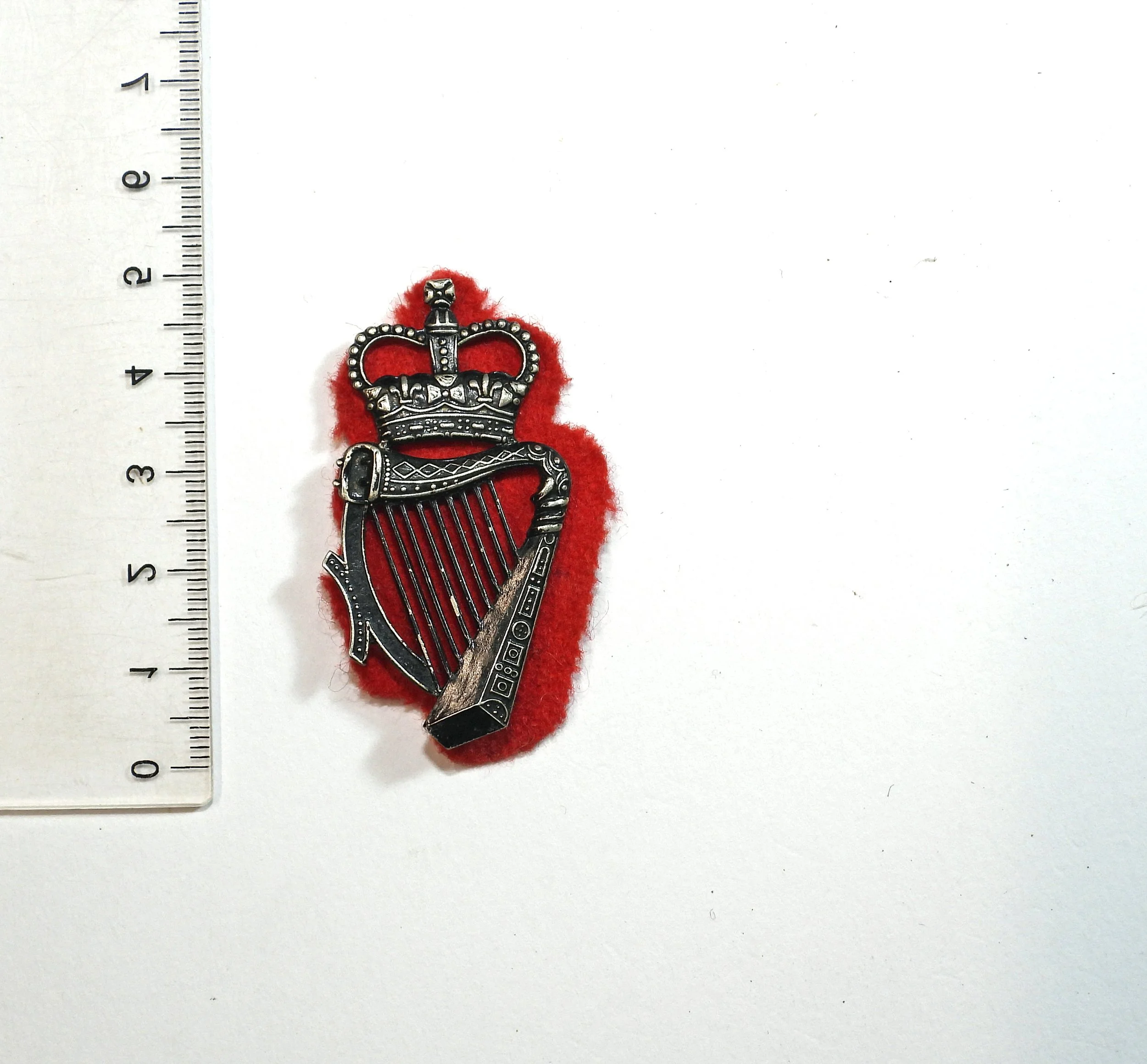 Royal Ulster Constabulary (R.U.C.) Helmet Badge — Outpost9 - Military ...