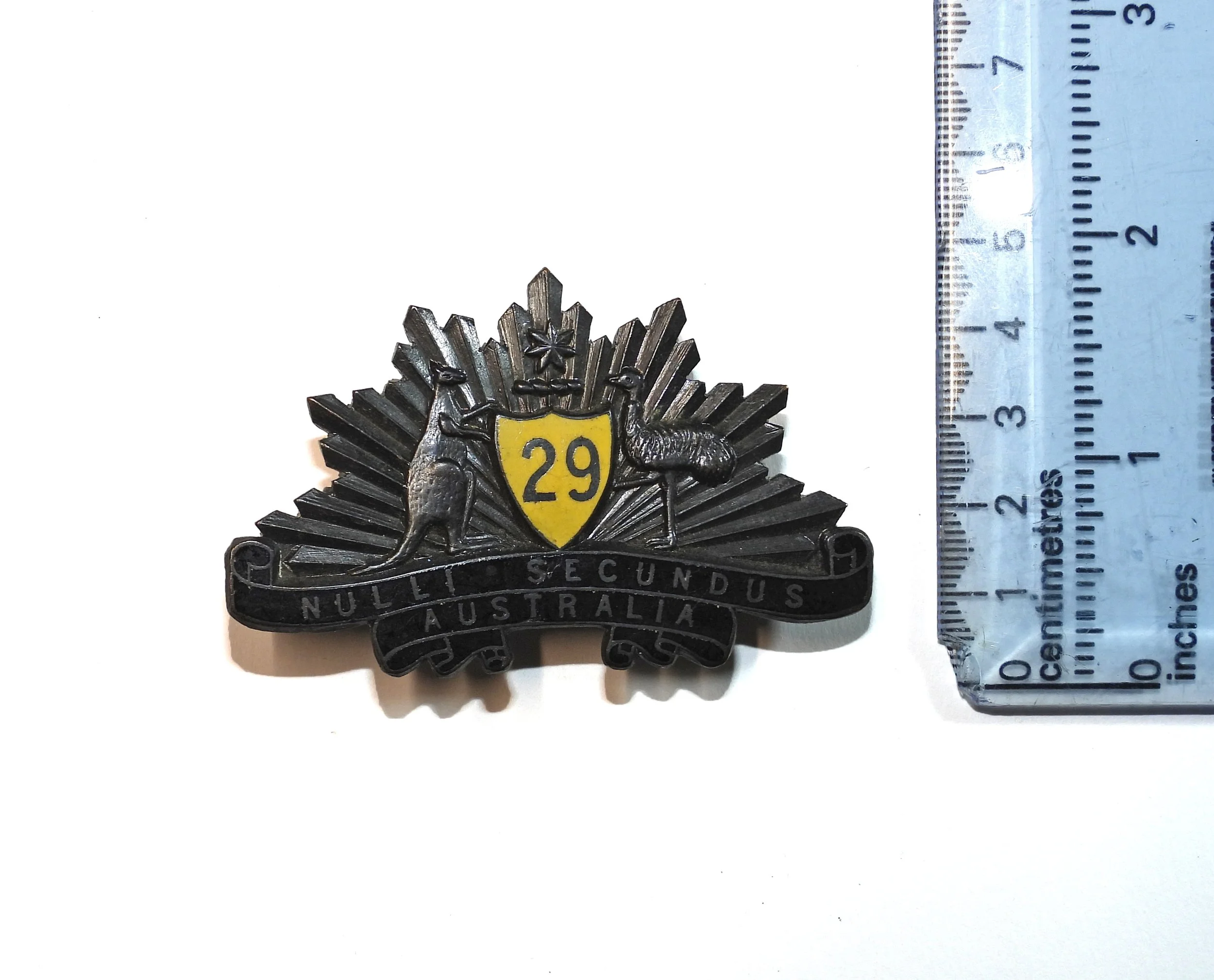 29th Infantry Battalion - East Melbourne Regiment Hat badge. Australia ...