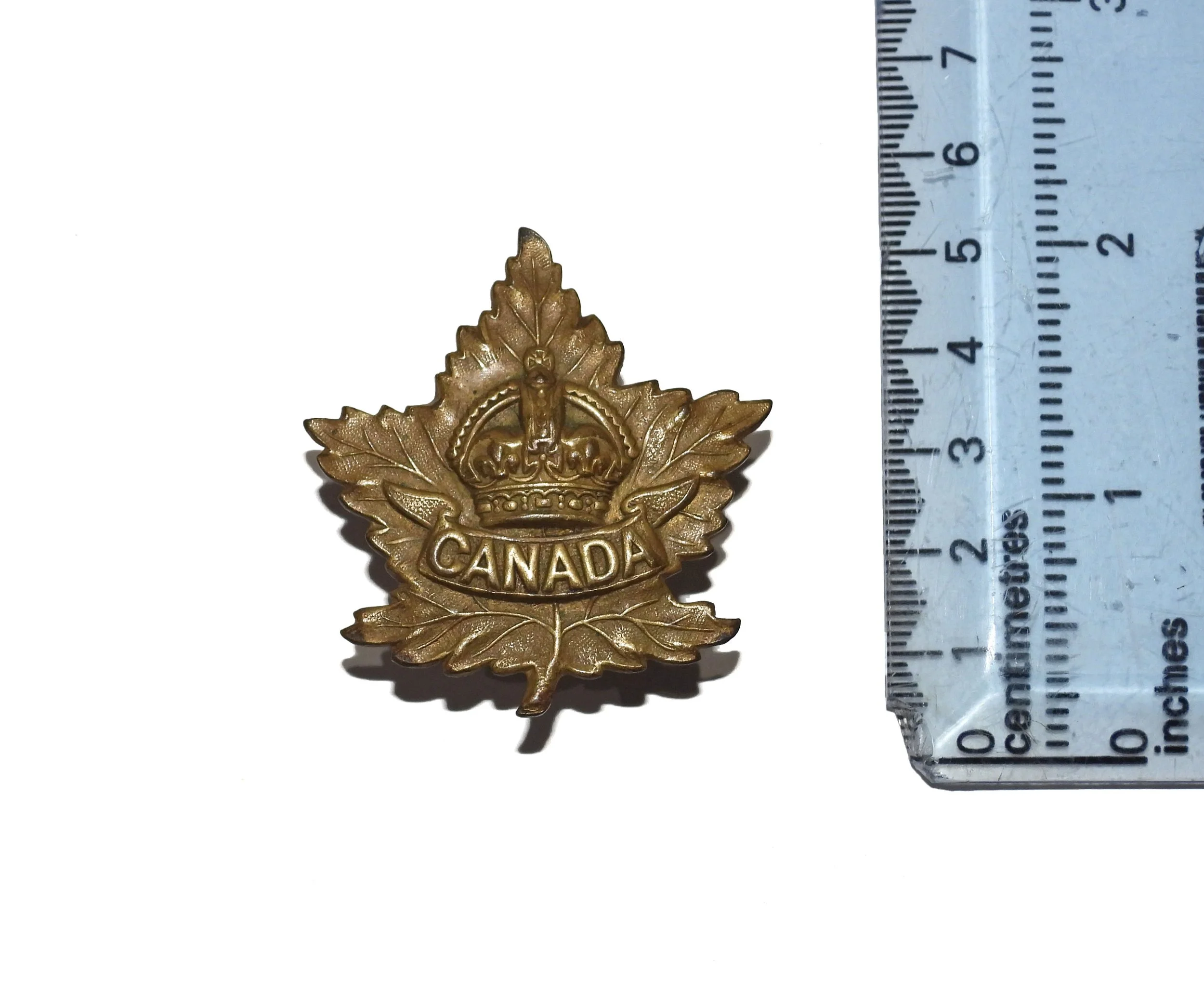 Canadian Army WW2 Overseas Service Cap Badge. Canada. — Outpost9 ...