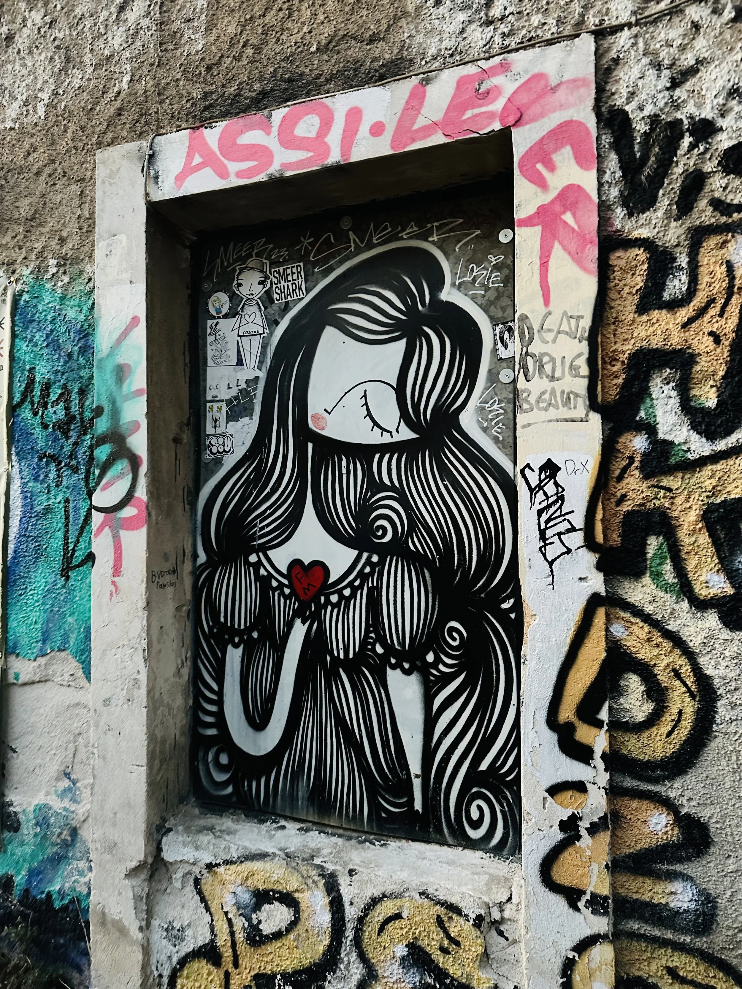 1-day In Athens — Home & Away