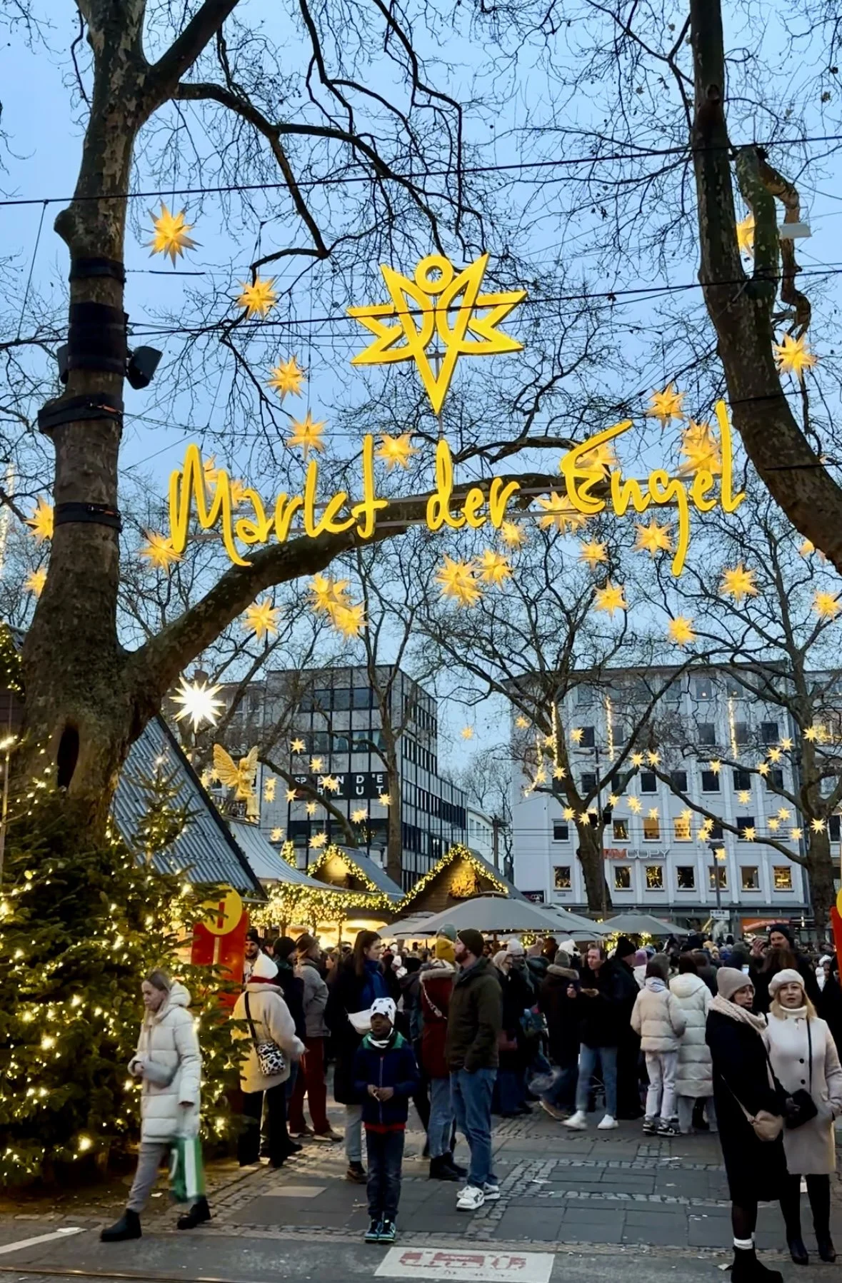 Cologne Christmas Markets — Home & Away