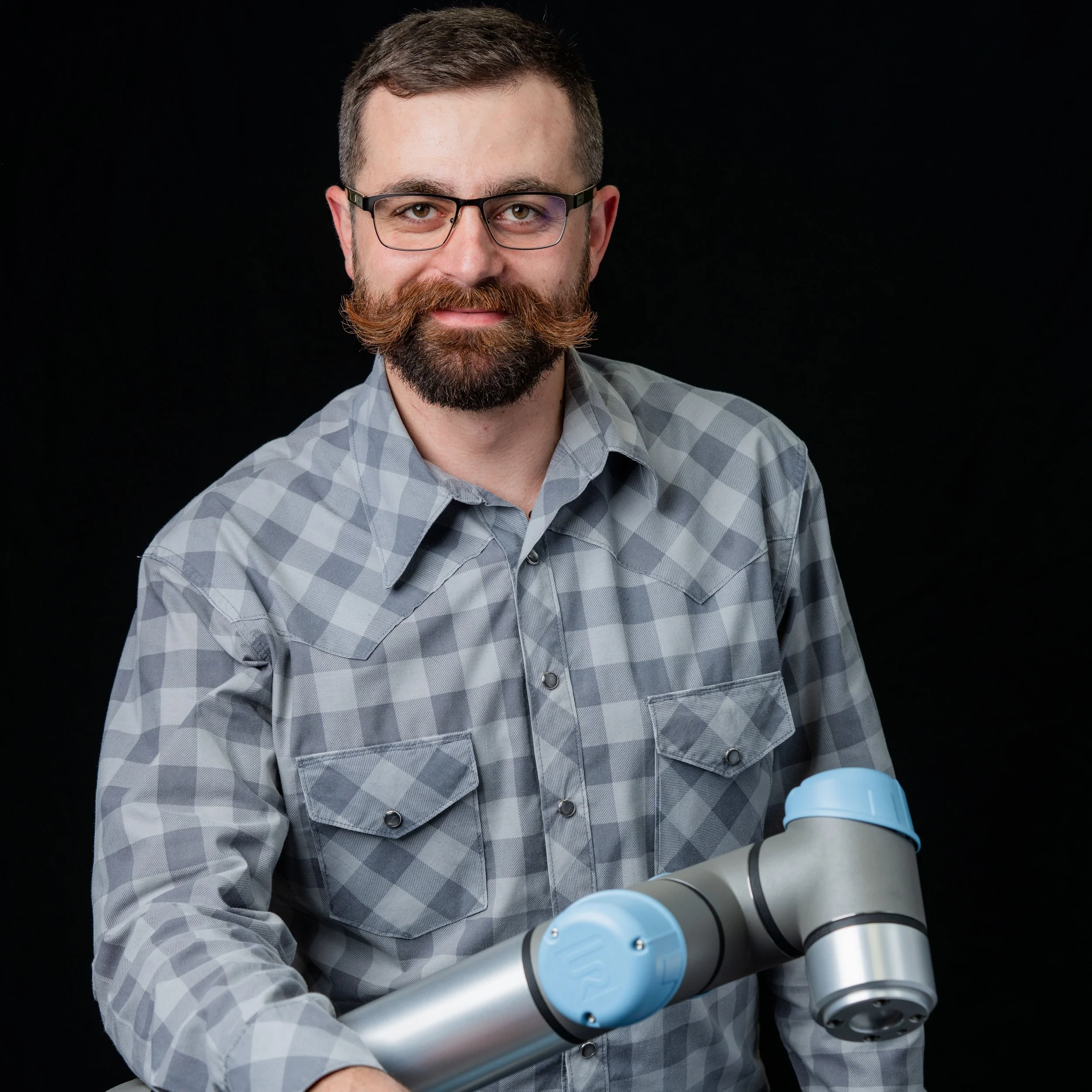 Contact — Lights Out MFG