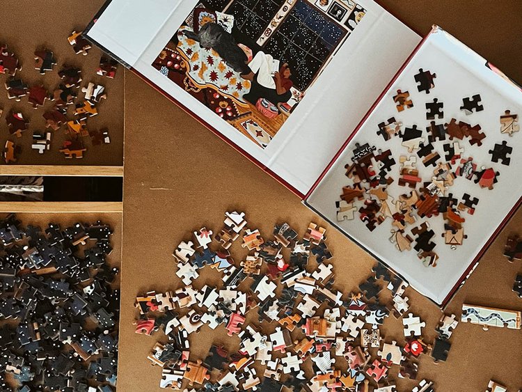 Puzzle Lovers, You’re Going to Want this Puzzle Table — The Altered ...