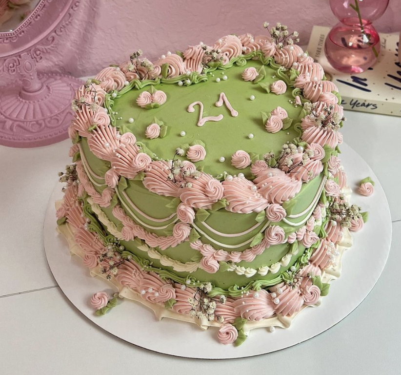 20+ Vintage Heart Cake Decoration Ideas for Your Next Celebration